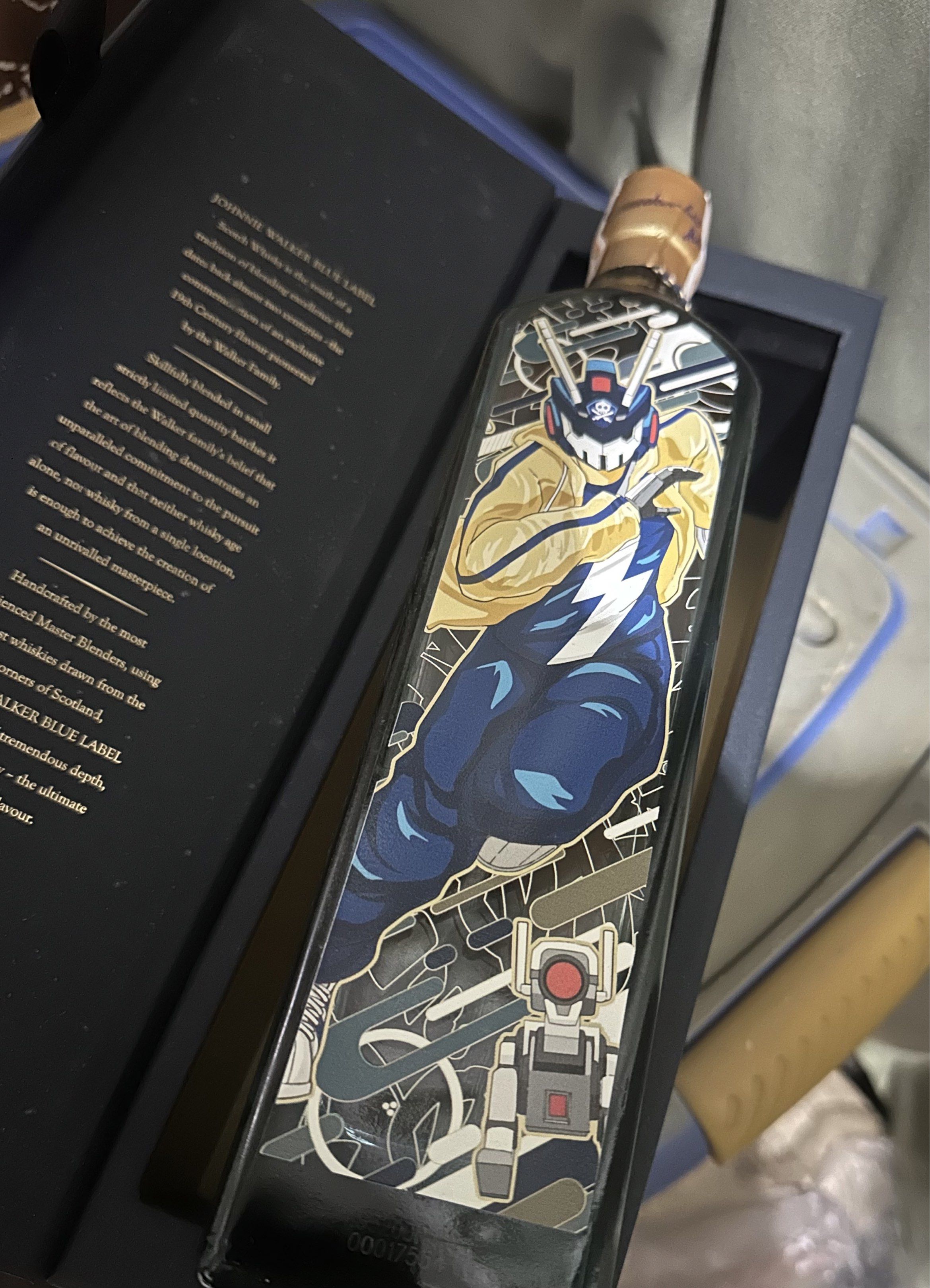 Johnnie Walker Blue Label Limited Edition Quiccs, Food & Drinks ...