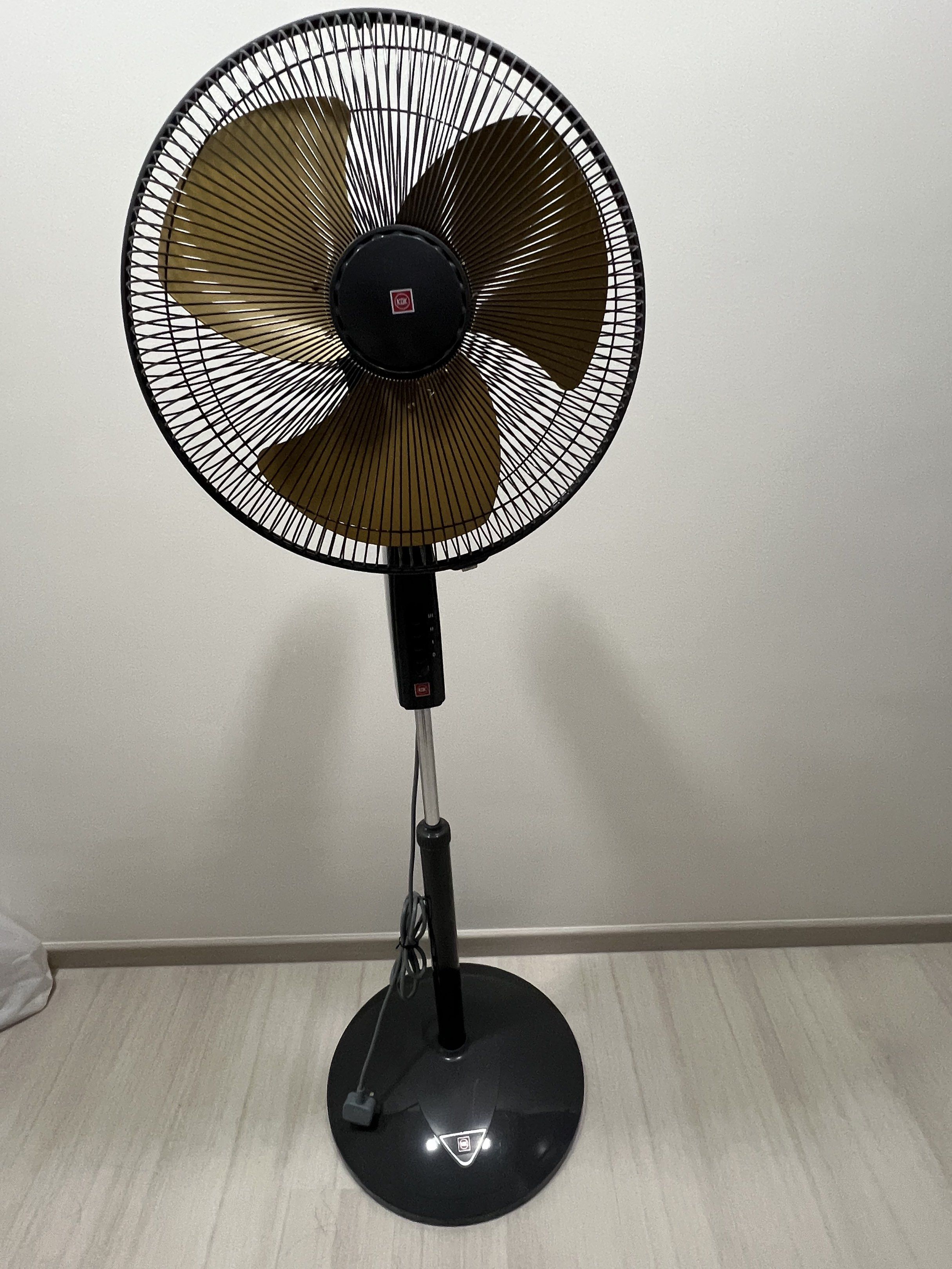 KDK standing fan GOLD 40cm, TV & Home Appliances, Other Home Appliances ...
