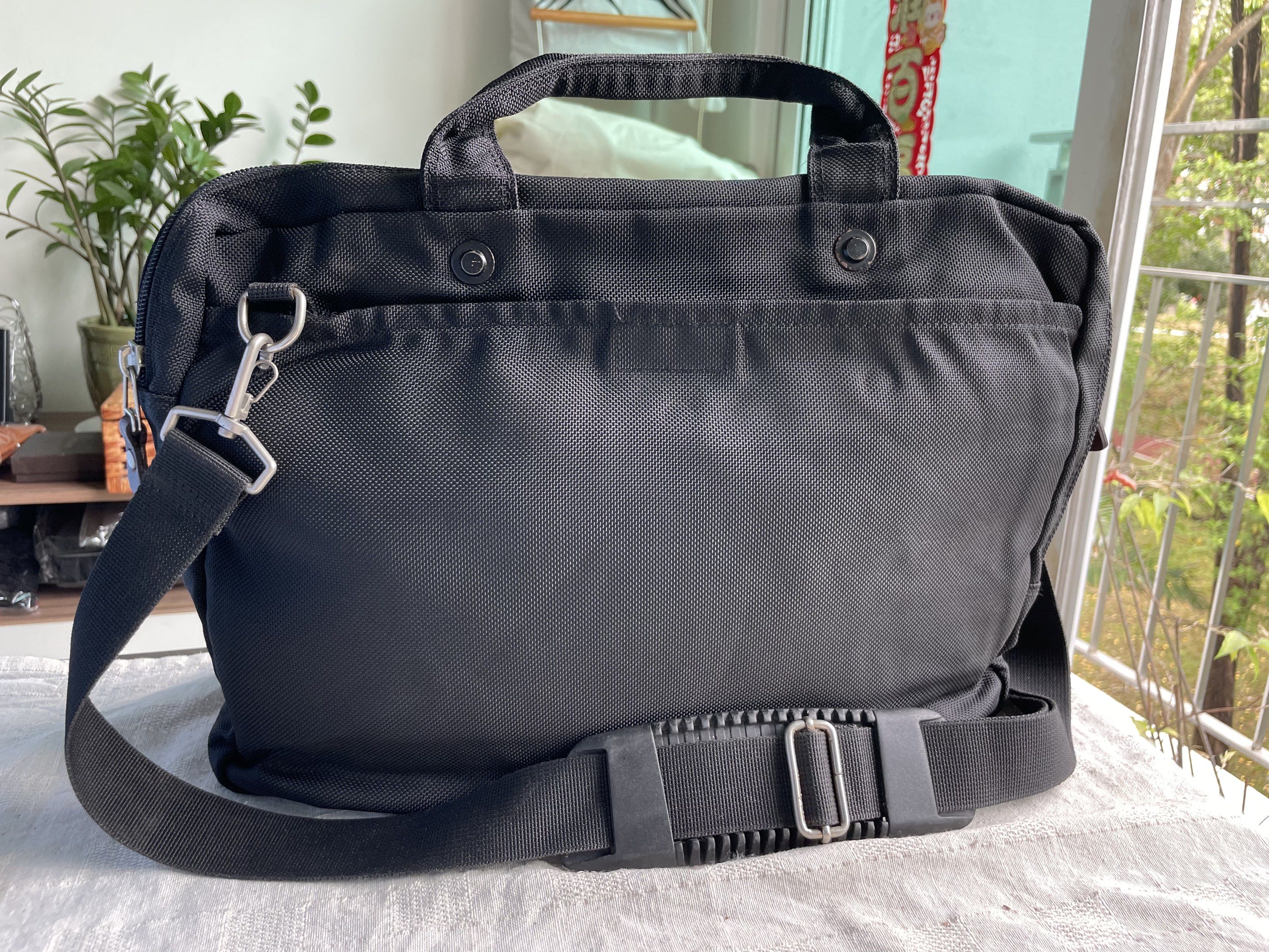 Lancetti Milano Black Laptop Bag, Computers & Tech, Parts & Accessories ...