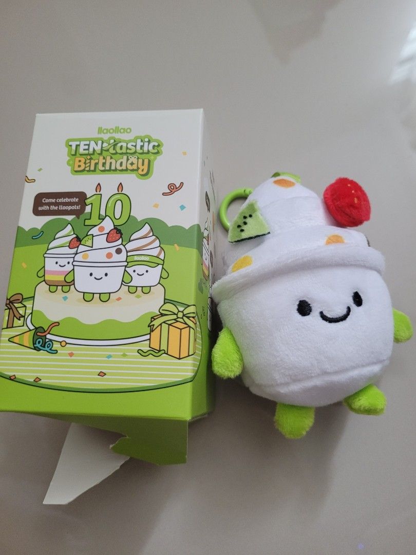 llaollao Tentastic Birthday blindbox, Hobbies & Toys, Toys & Games on ...