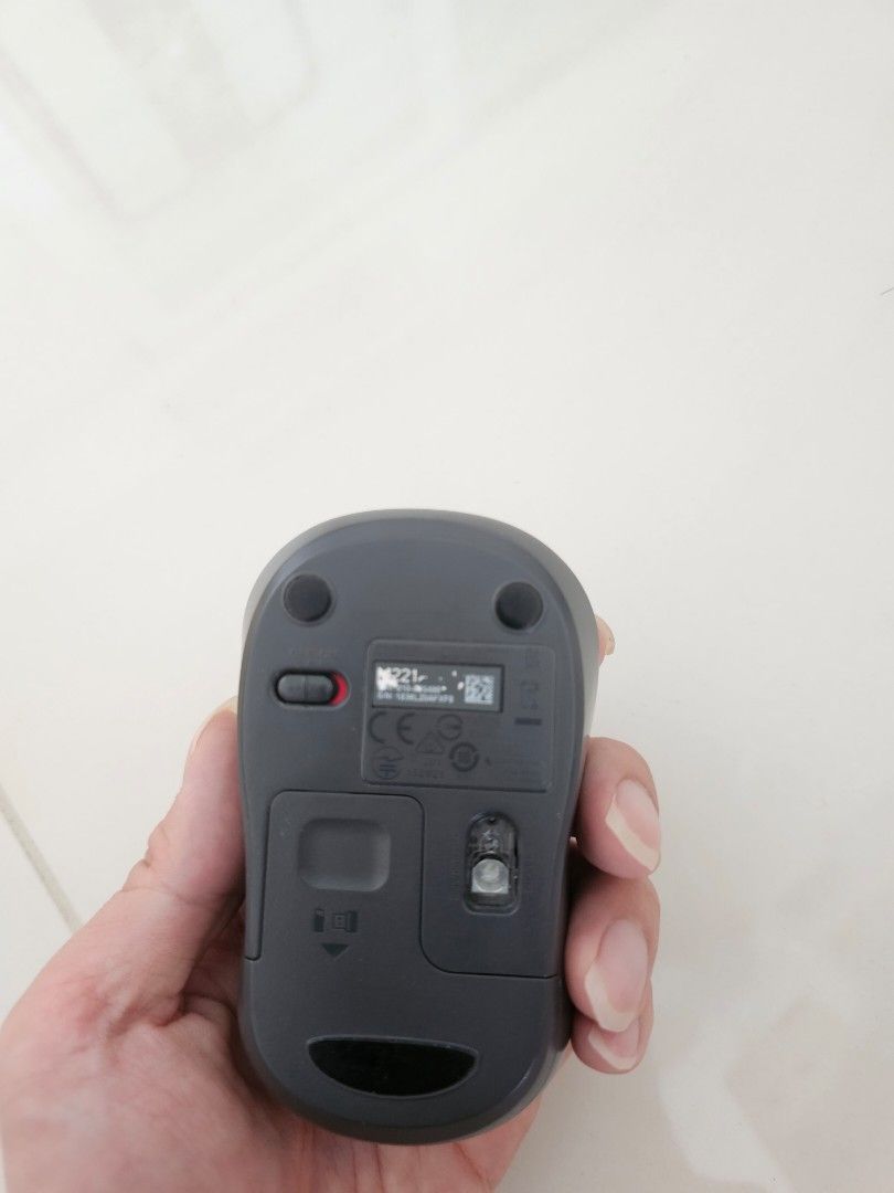 Logitech M221 Wireless Mouse - Black, Computers & Tech, Parts ...