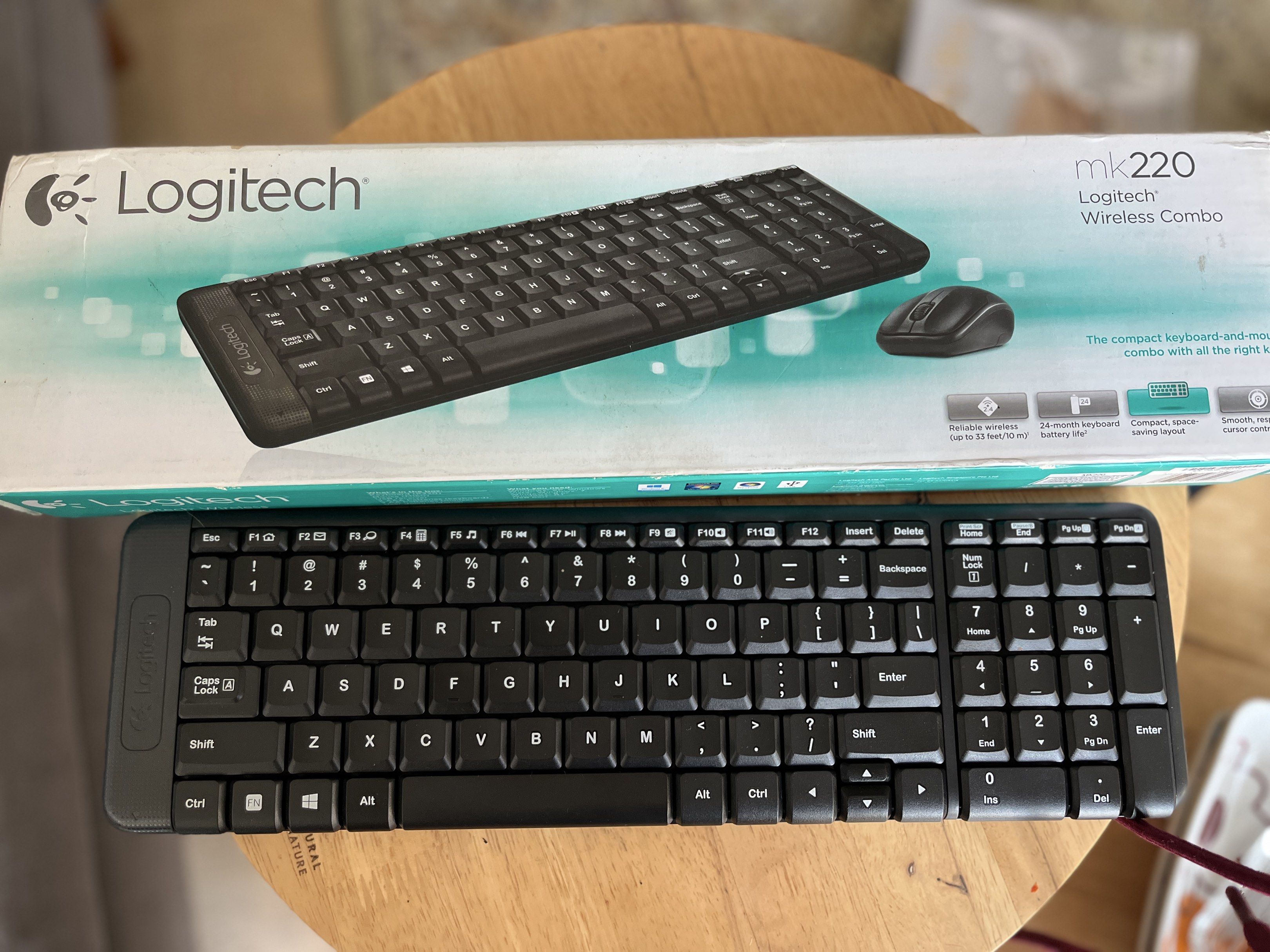 Logitech MK220 Wireless Keyboard and Mouse Combo, Computers & Tech, Parts & Accessories ...