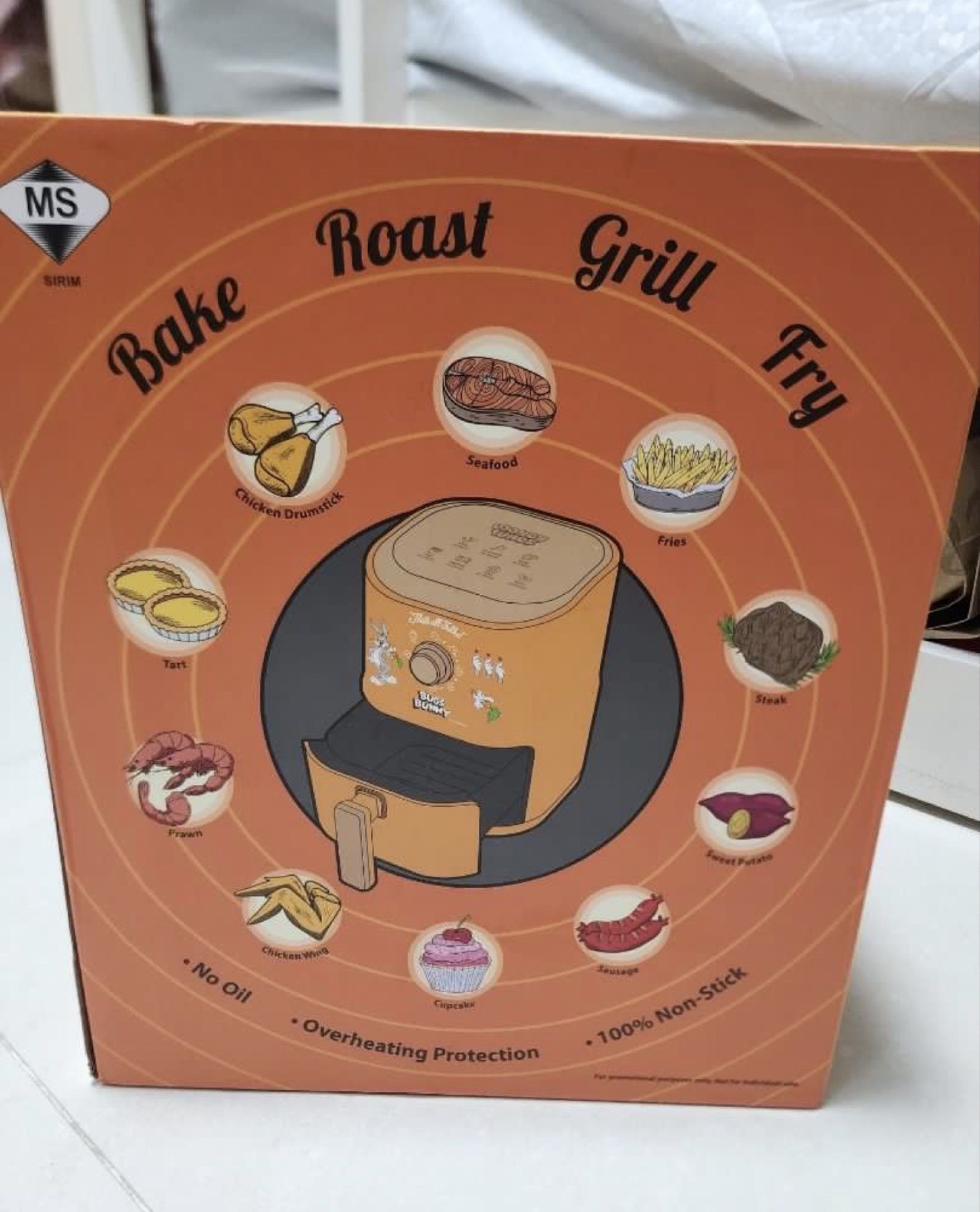 Looney Tunes Bugs Bunny Air Fryer - 2.5L, TV & Home Appliances, Kitchen ...