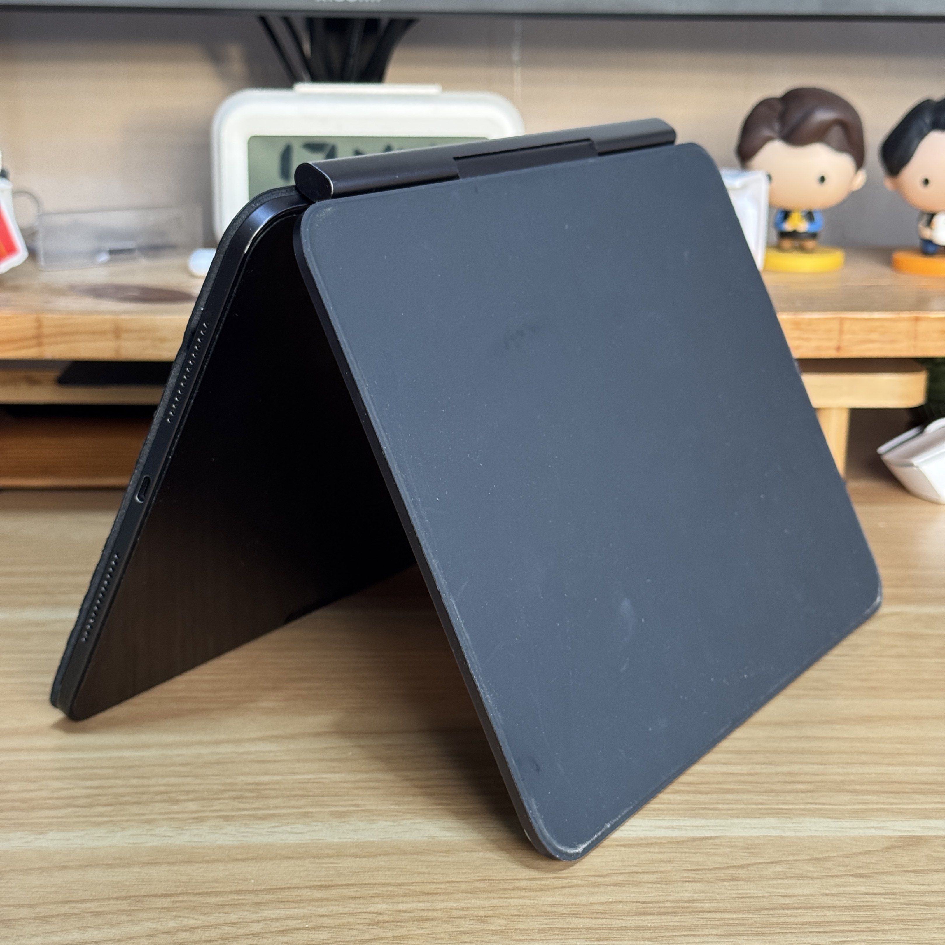 Magic Keyboard iPad Pro M4 and M5, Computers & Tech, Parts ...