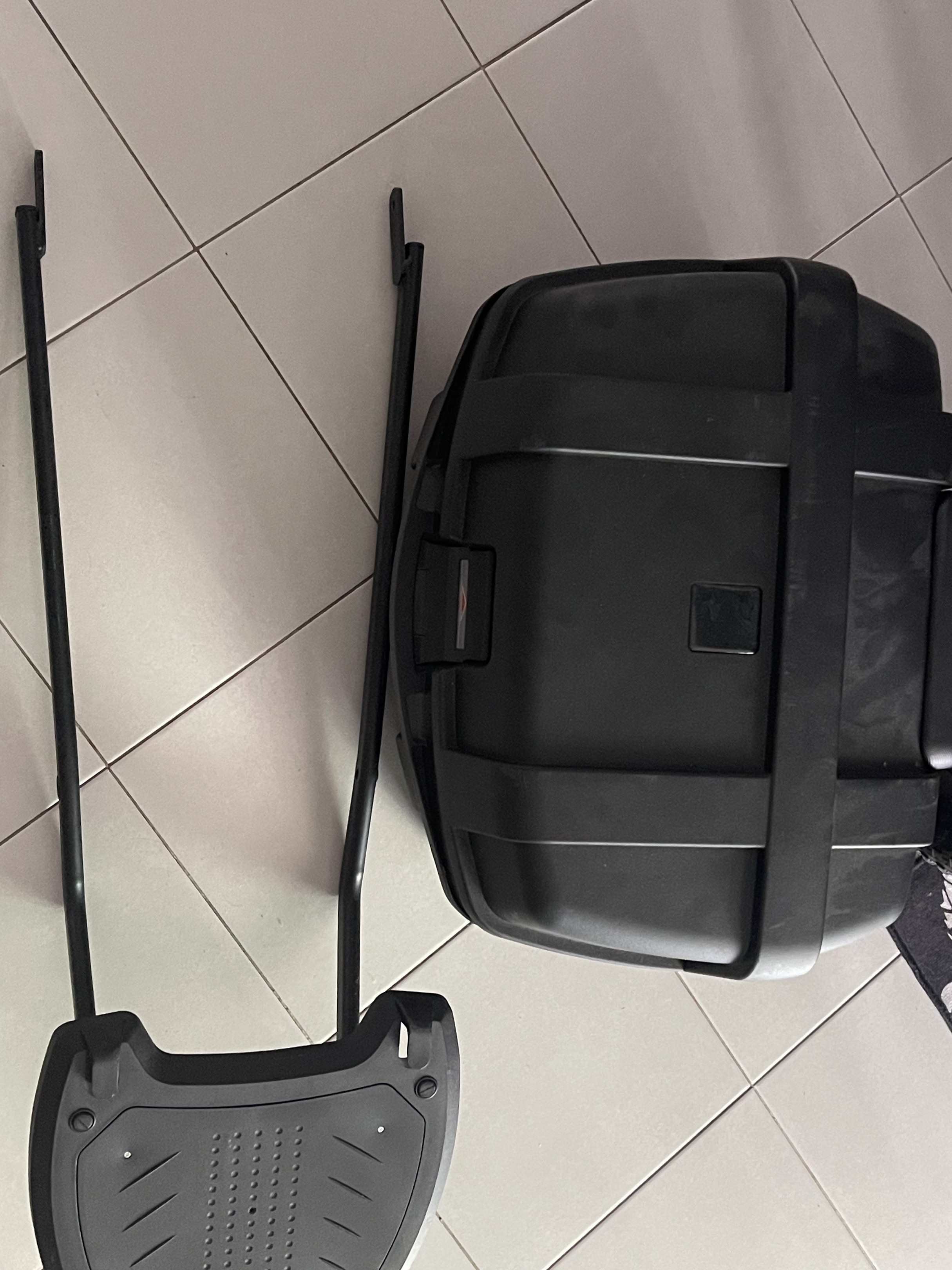 Motorcycle Top Box with Mounting Bracket, Motorcycles, Motorcycle ...