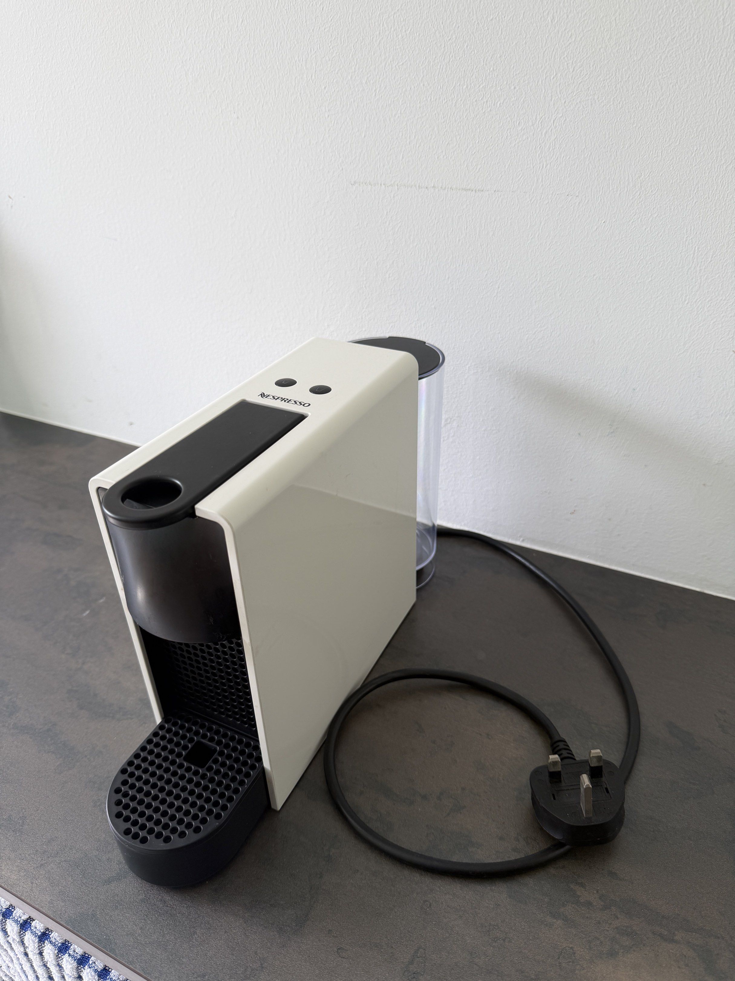 Nespresso Essenza Mini Coffee Machine - White, TV & Home Appliances ...