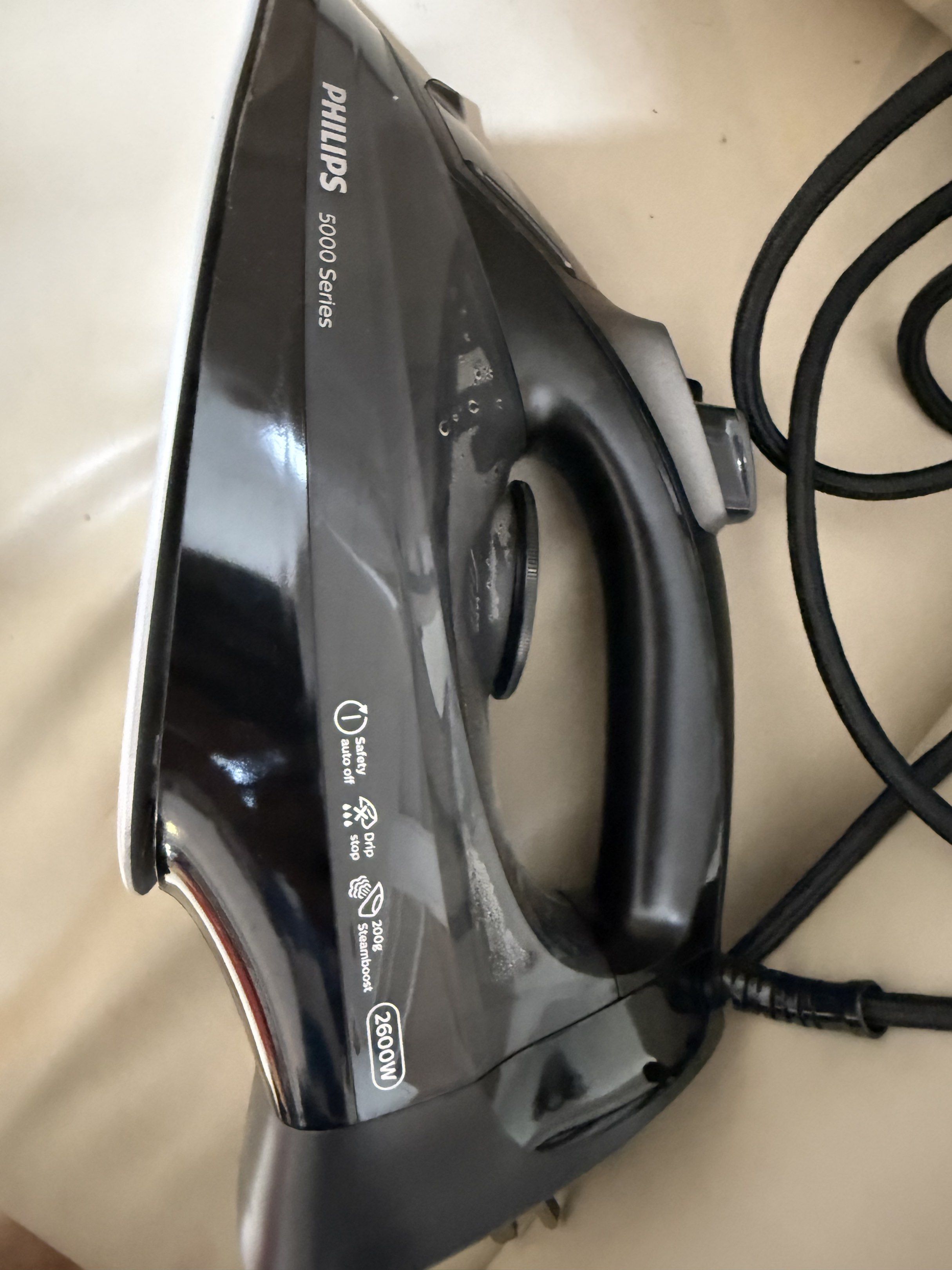 Philips 5000 Series Steam Iron - 2600W, TV & Home Appliances, Irons ...