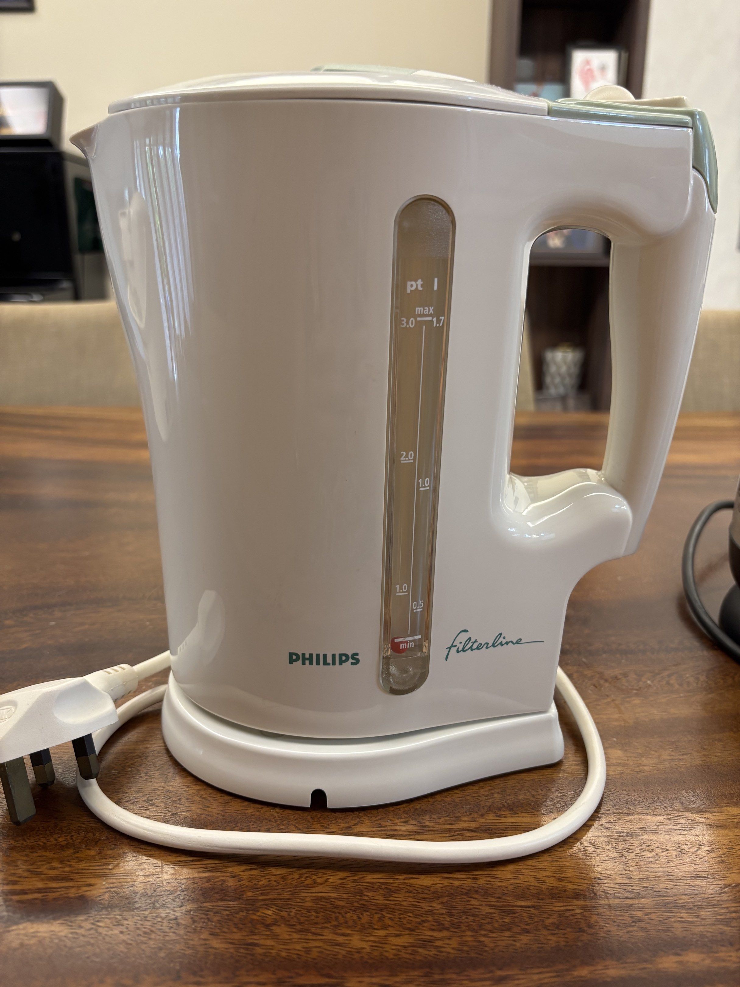 Philips Filterline Electric Kettle, TV & Home Appliances, Kitchen ...