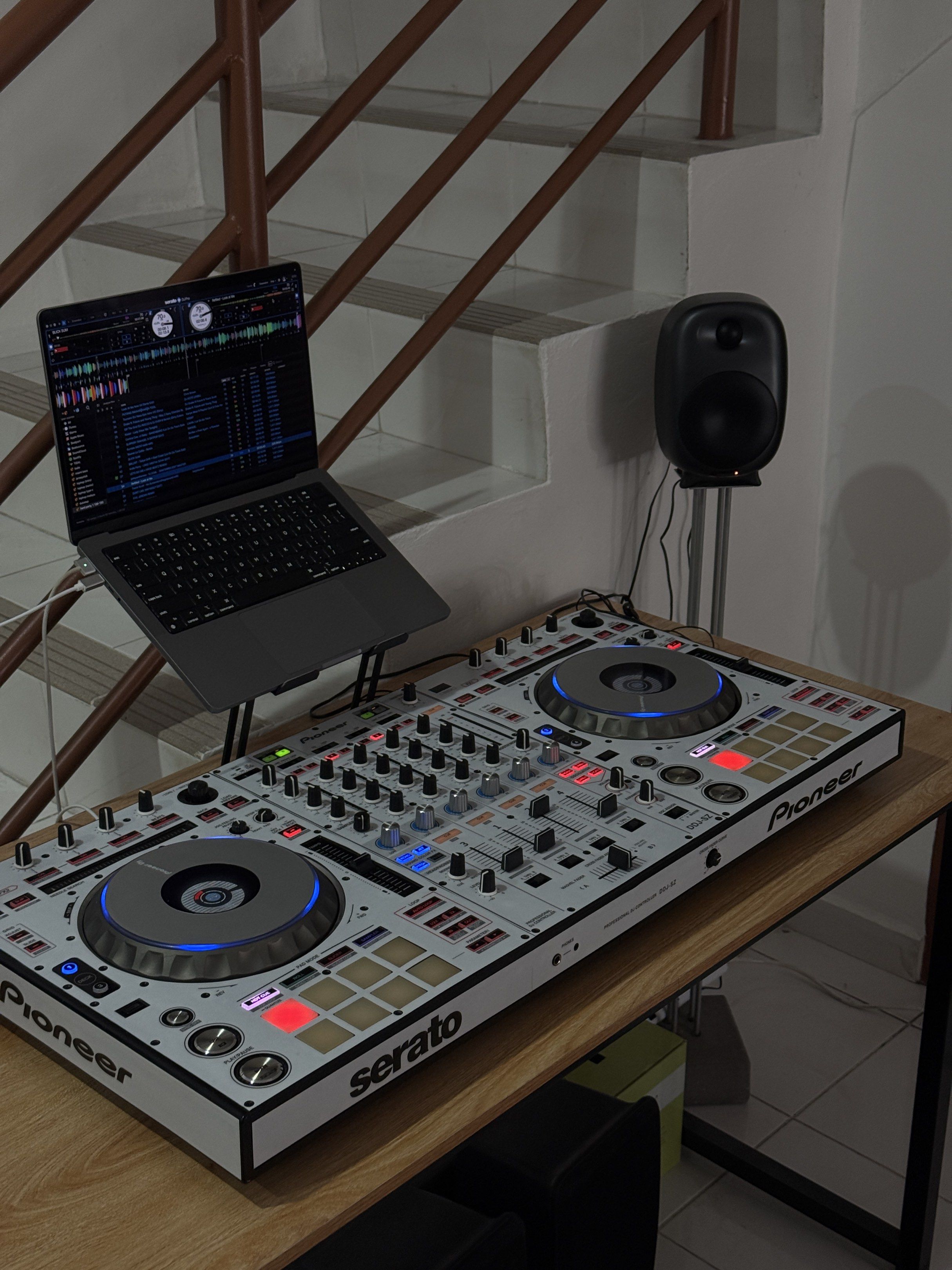 Pioneer DDJ-SZ Serato Pro DJ Controller | Rekordbox AlphaTheta DDJ XDJ ...