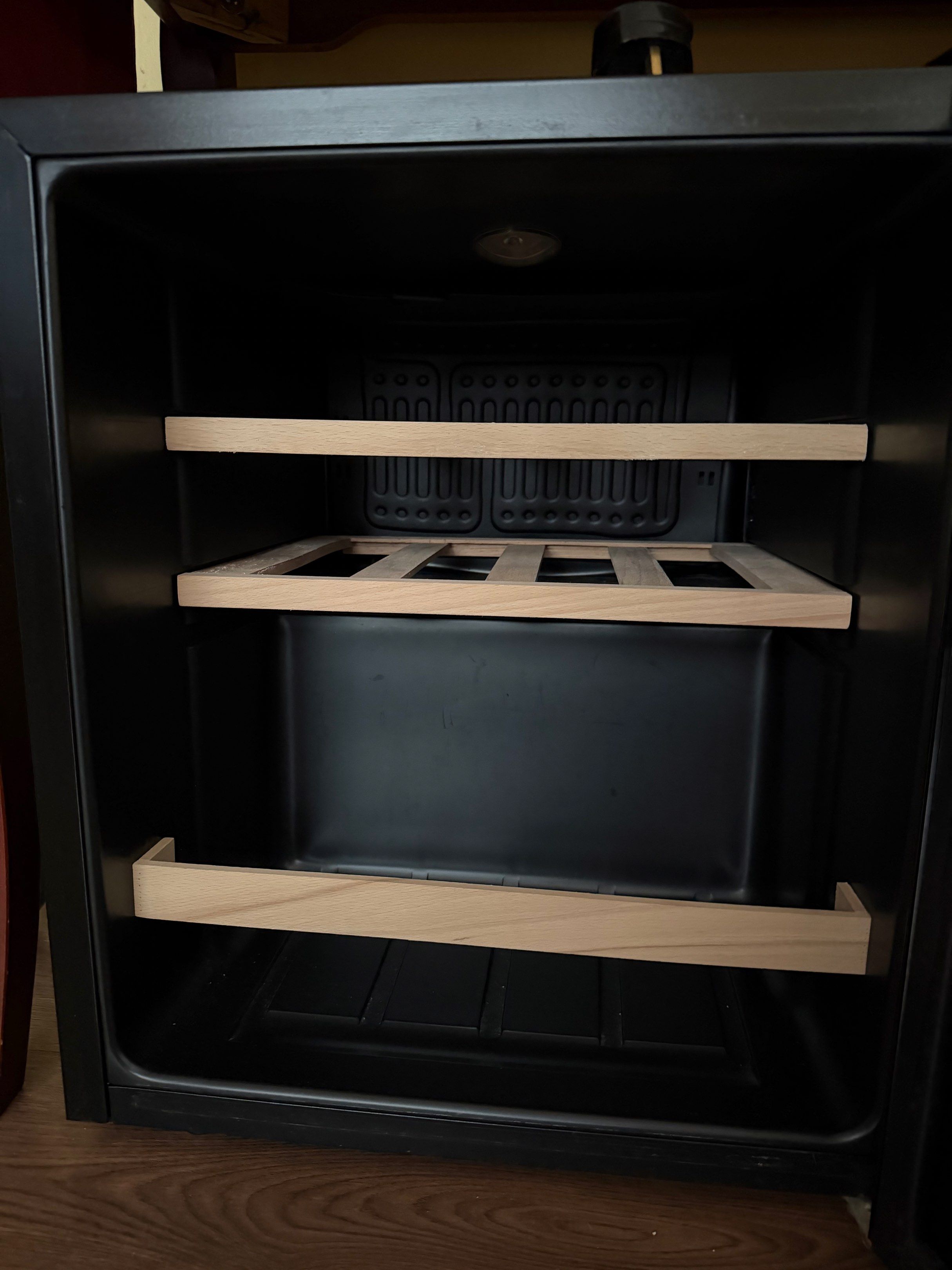 PowerPac Wine Cooler, TV & Home Appliances, Kitchen Appliances, Wine ...