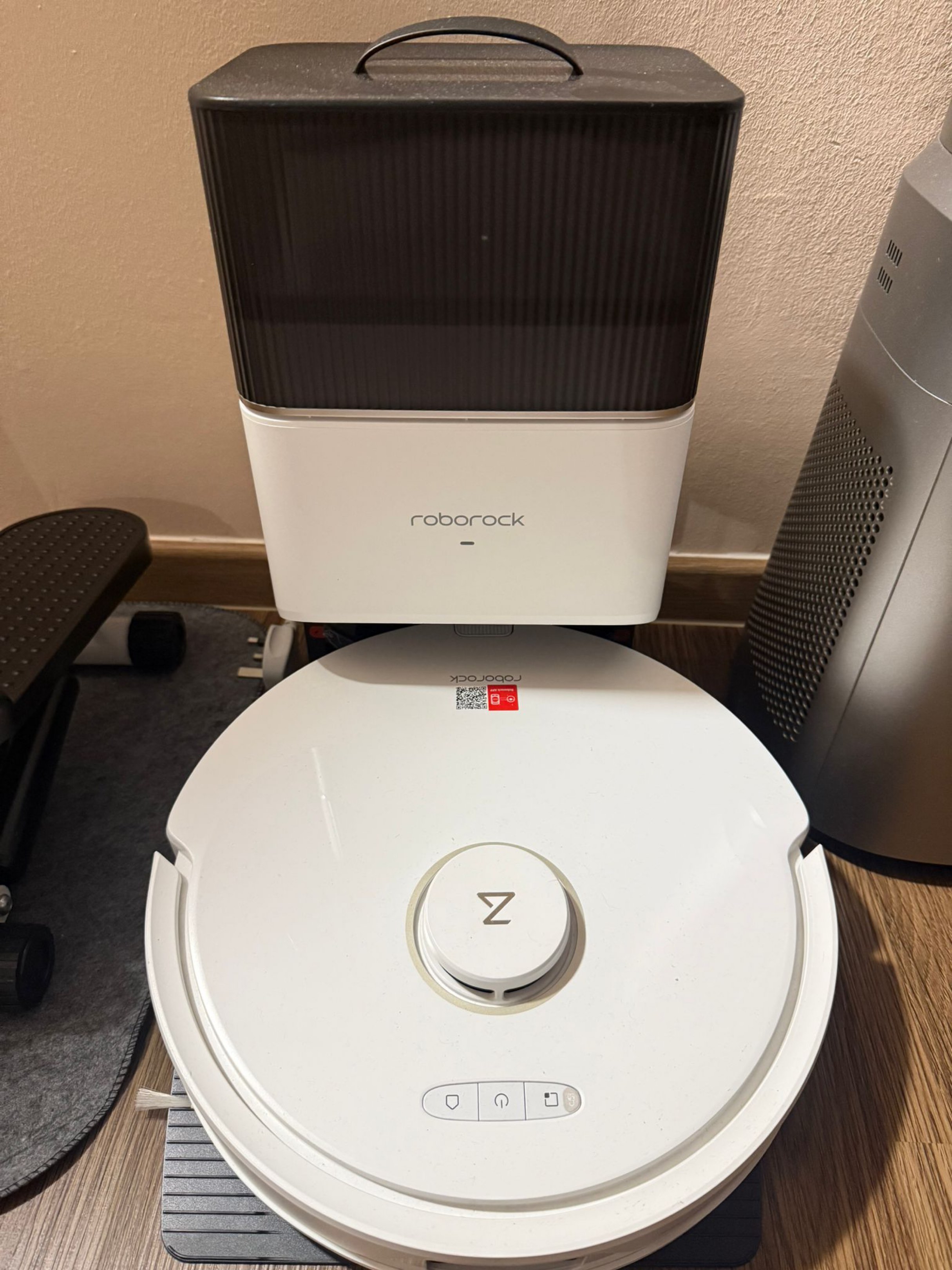 Roborock Robot Vacuum with Self-Emptying Dock, TV & Home Appliances ...