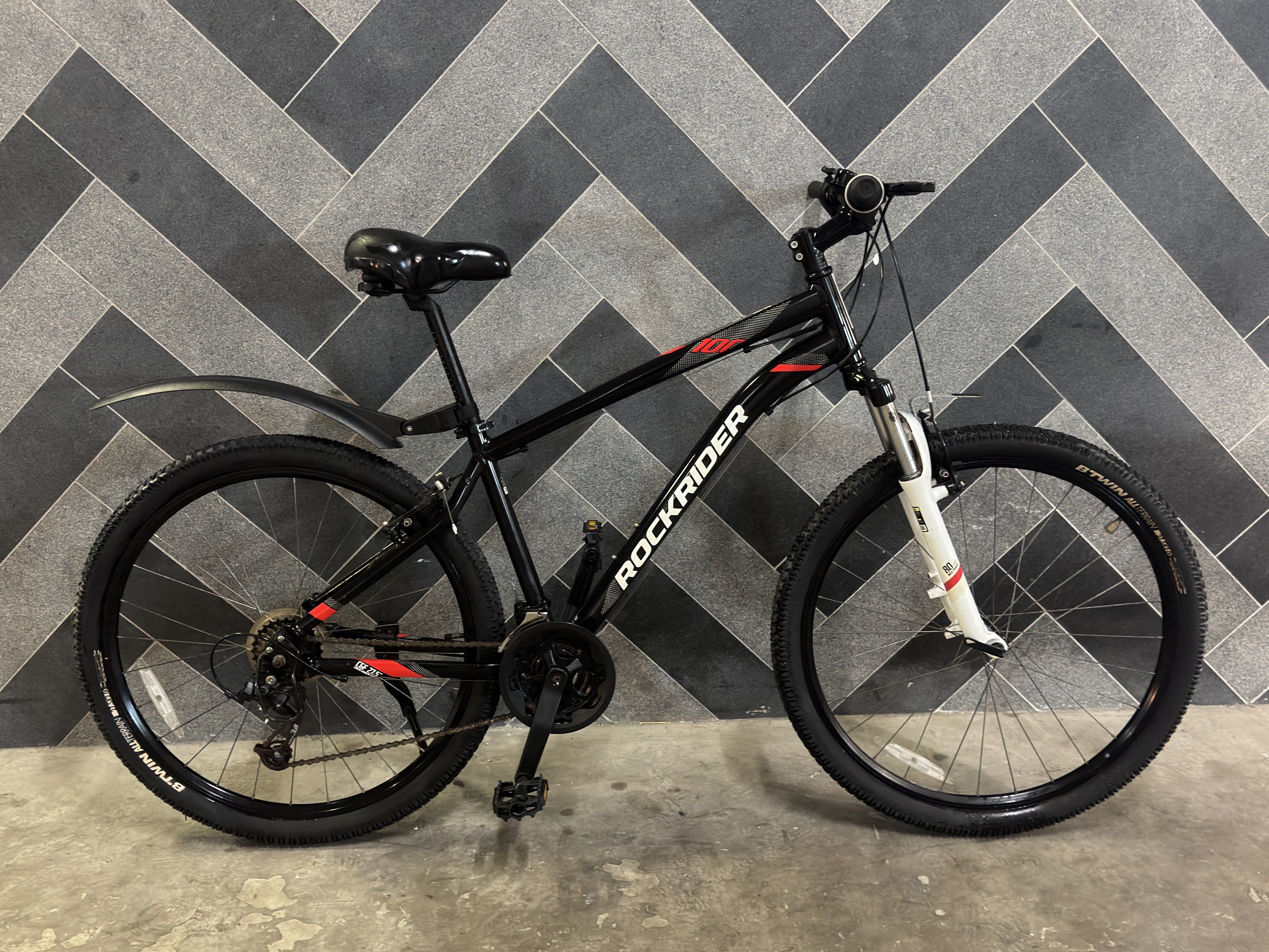 Rockrider ST100 Mountain Bike, Sports Equipment, Bicycles & Parts ...