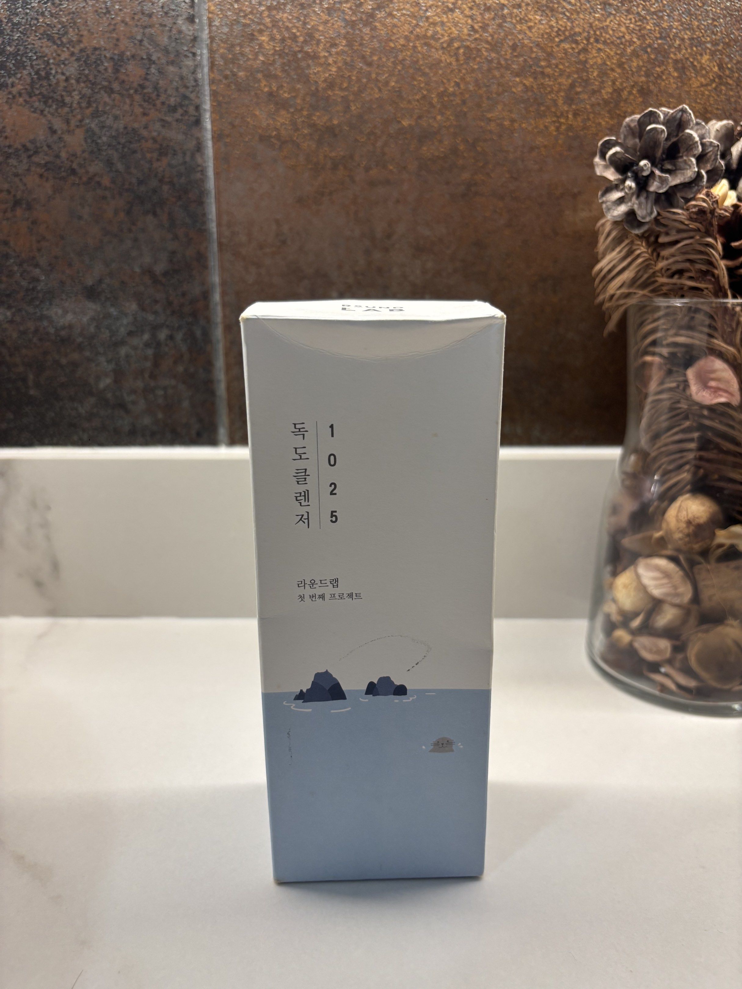[ROUND LAB Official] 1025 Dokdo Cleanser 150ml, Beauty & Personal Care ...