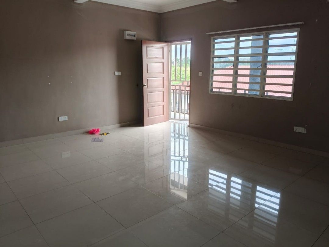 RUMAH SEWA !! Sg Buloh ( Atas Sahaja ), Property, Rentals on Carousell