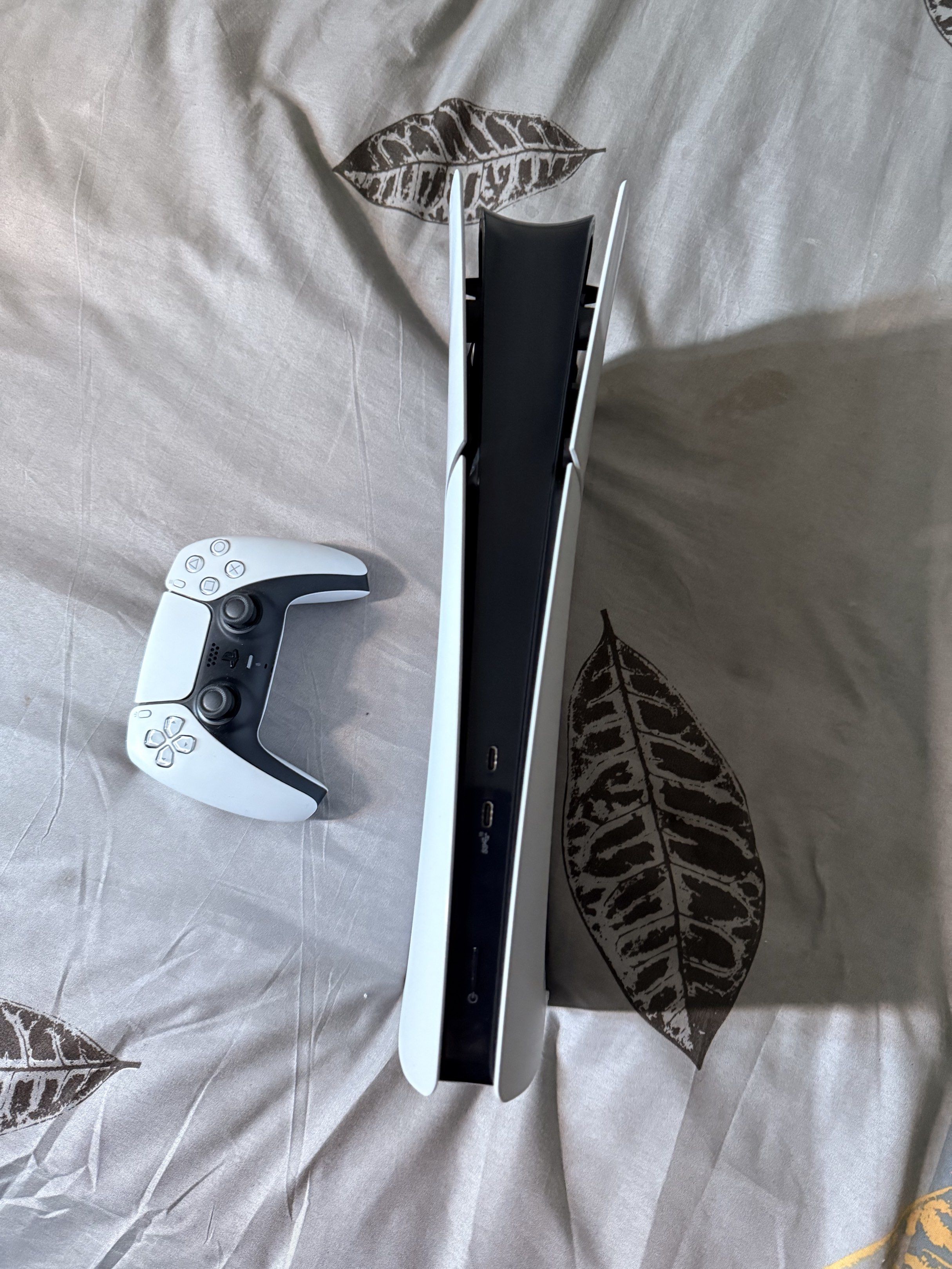 Sony PlayStation 5 Slim Console with Controller, Video Gaming, Video ...