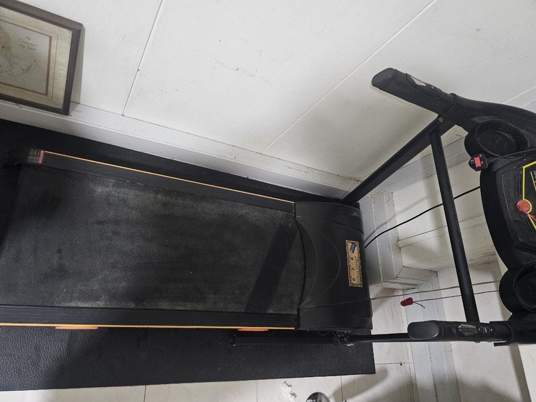 TakeAseat zero Treadmill, Sports Equipment, Exercise & Fitness, Cardio ...