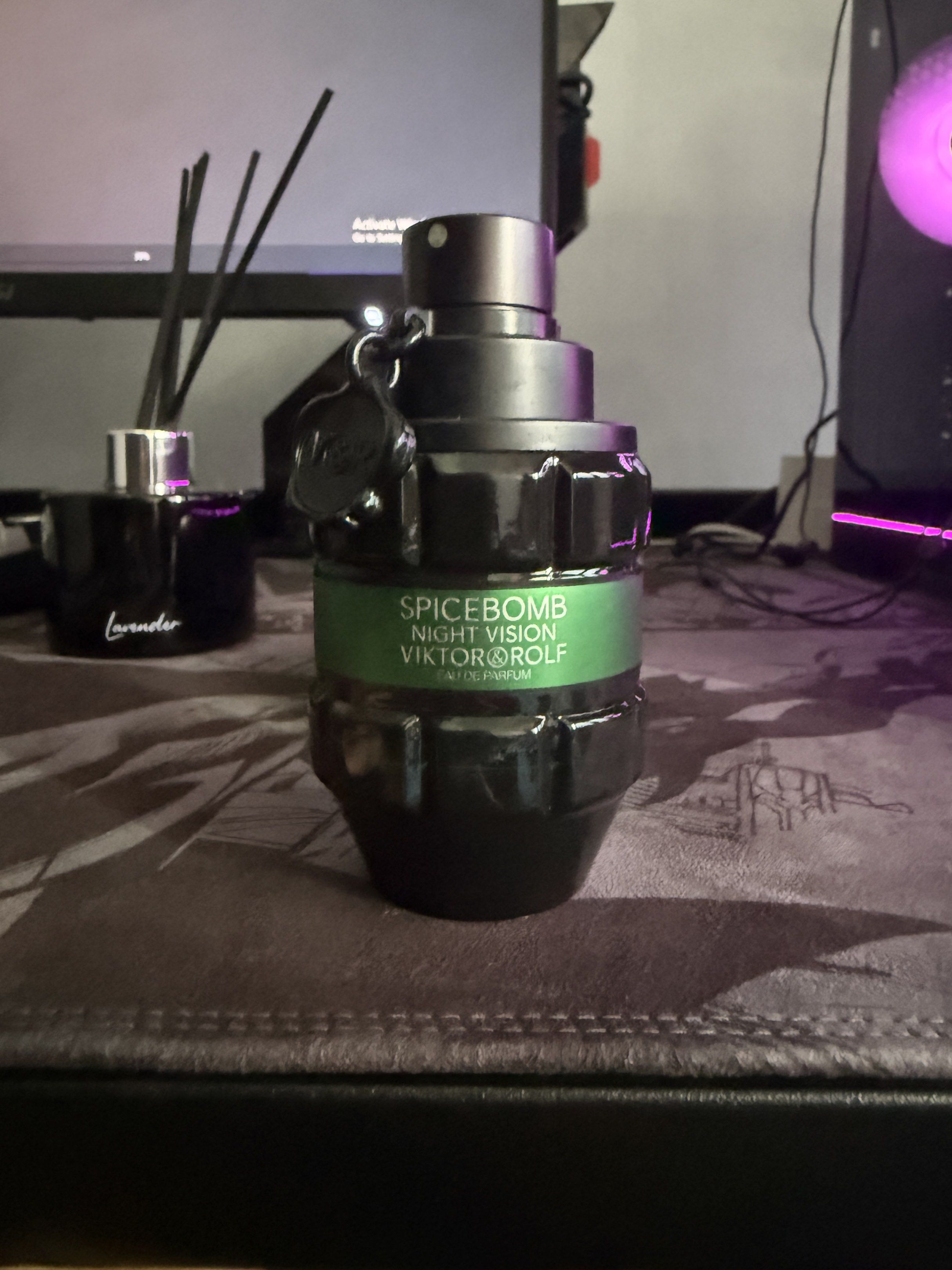 Viktor & Rolf Spicebomb Night Vision Eau de Parfum, Beauty & Personal ...