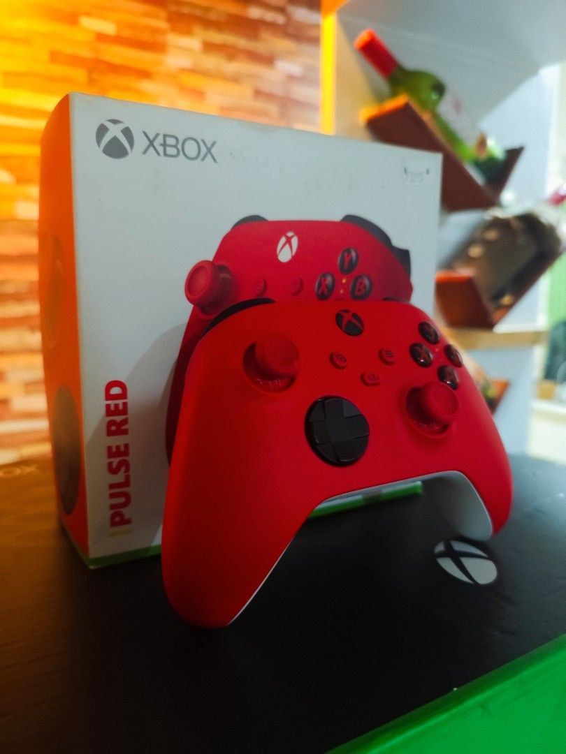 Xbox Series X/S Pulse Red Controller, Video Gaming, Gaming Accessories ...