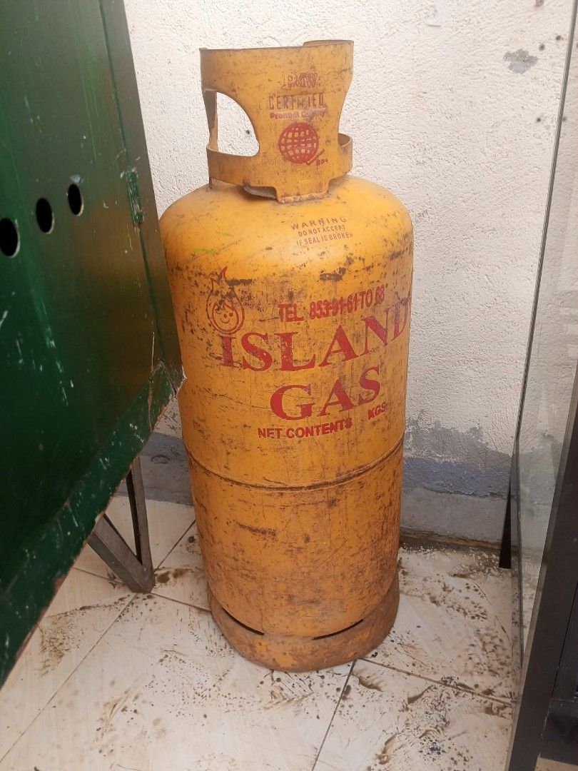 12 Trays Industrial Oven/4 feet Glass Stante/22kg Gas Tank, Looking For ...