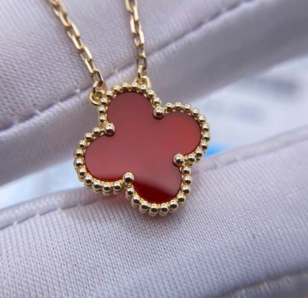 💕 Brand new 💕Van Cleef & Arpels Alhambra Red Four-Leaf Clover Necklace ...