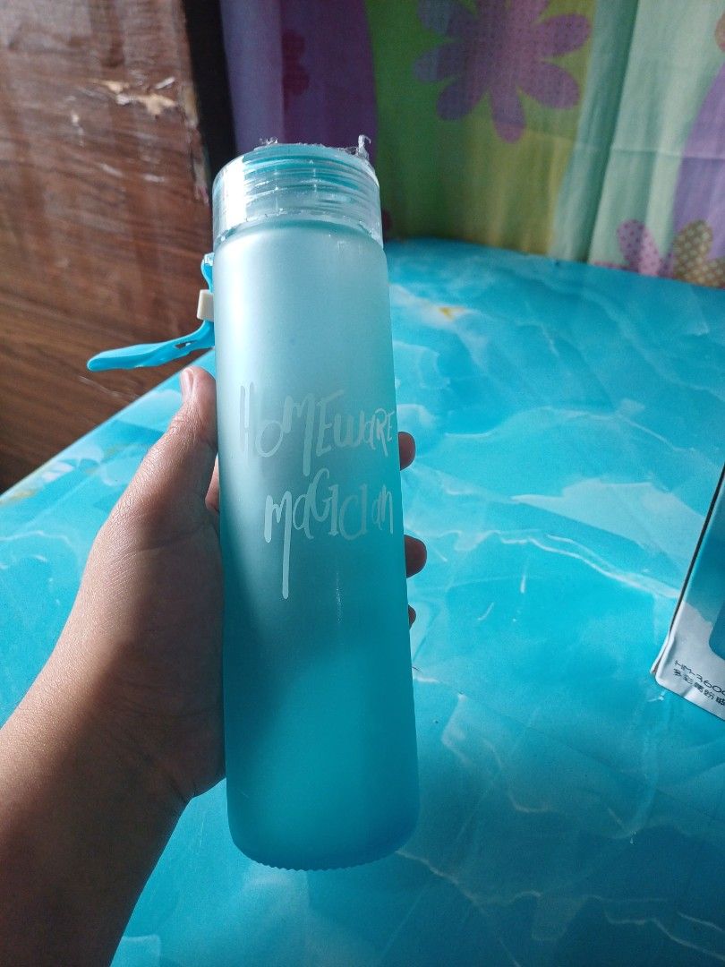 💙 Homeware Magician 400ml Frosted Glass Water Bottle (Brand New) 💙 ...