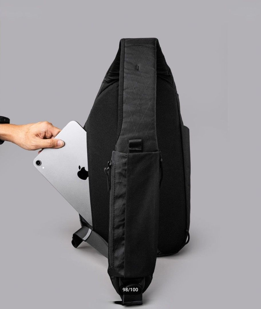 Alpaka Metro Crossbody Sling Bag - Left Shoulder, Men's Fashion, Bags ...