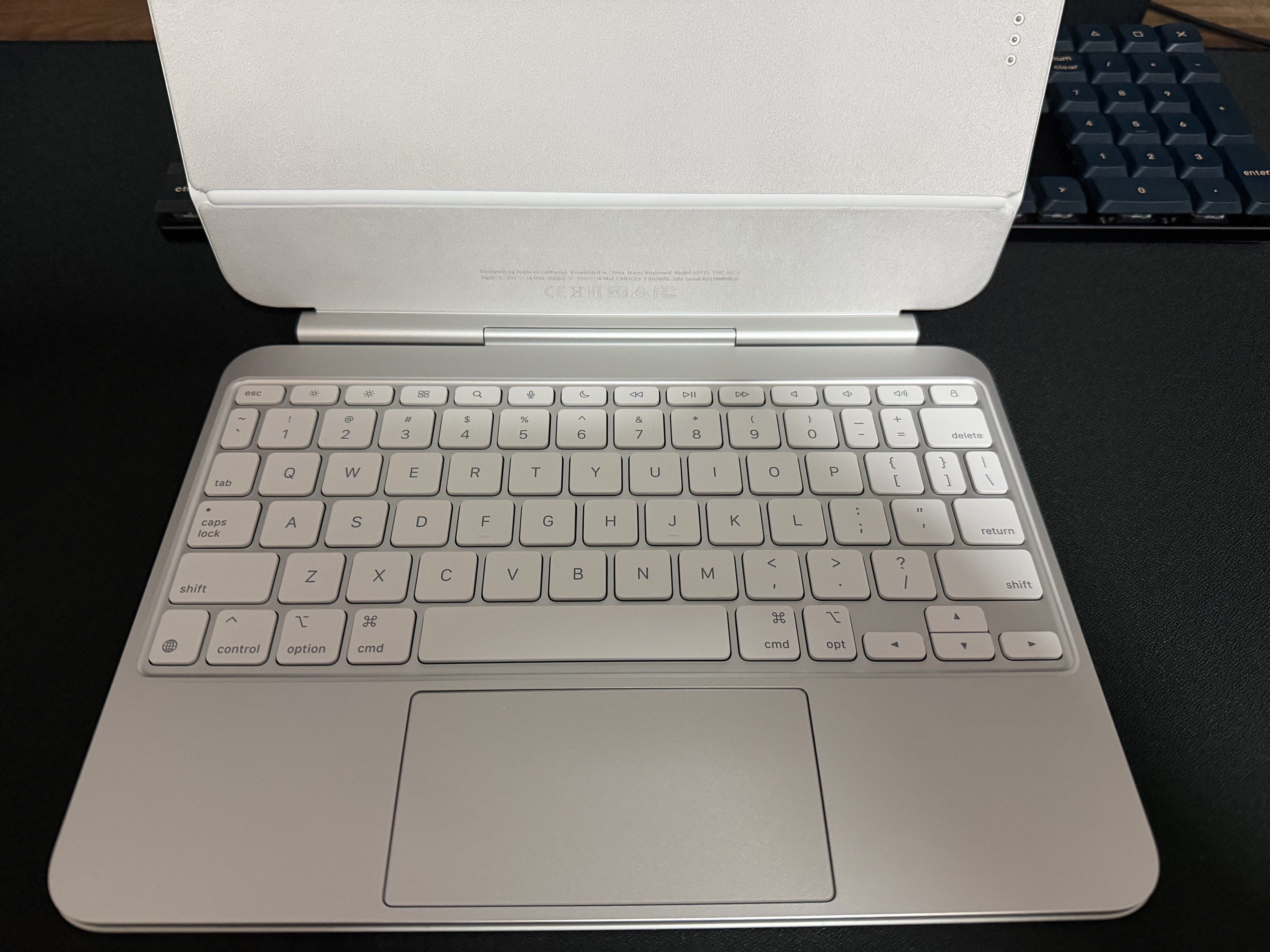 apple ipad pro m4 m5 magic keyboard, Computers & Tech, Parts ...