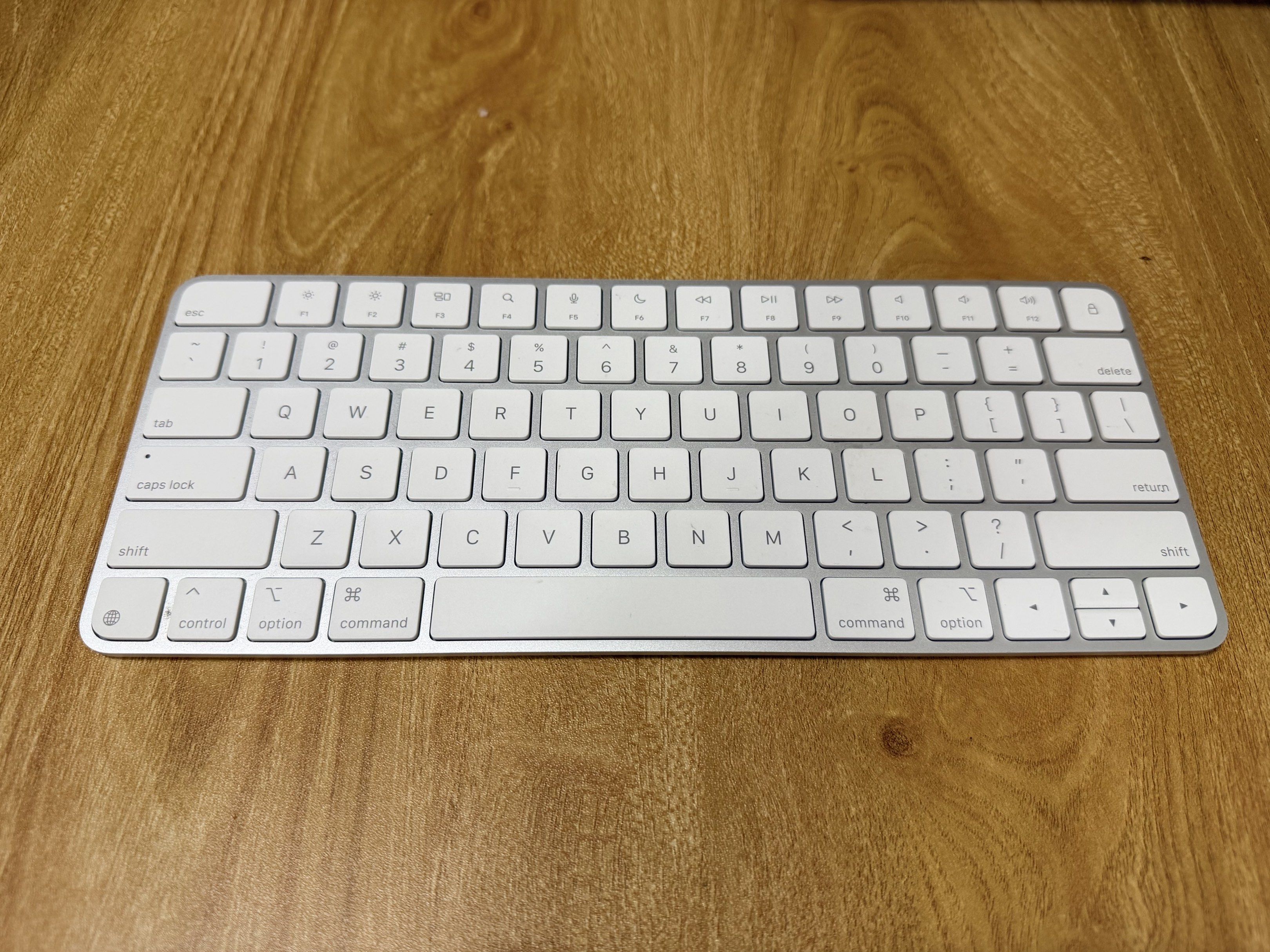 Apple Magic Keyboard, Computers & Tech, Parts & Accessories, Computer ...