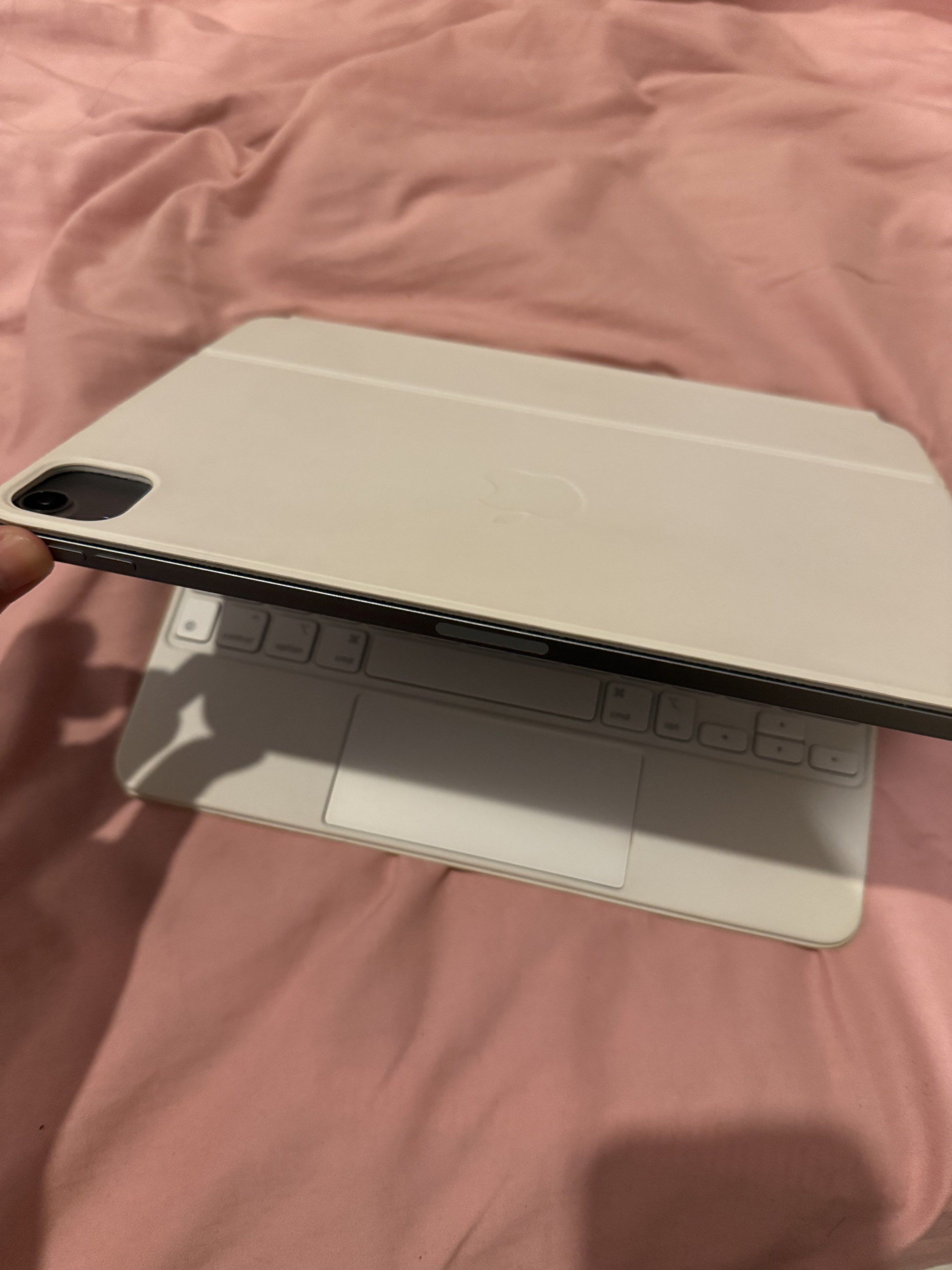 Apple Magic Keyboard for iPad 11 inch, Computers & Tech, Parts ...