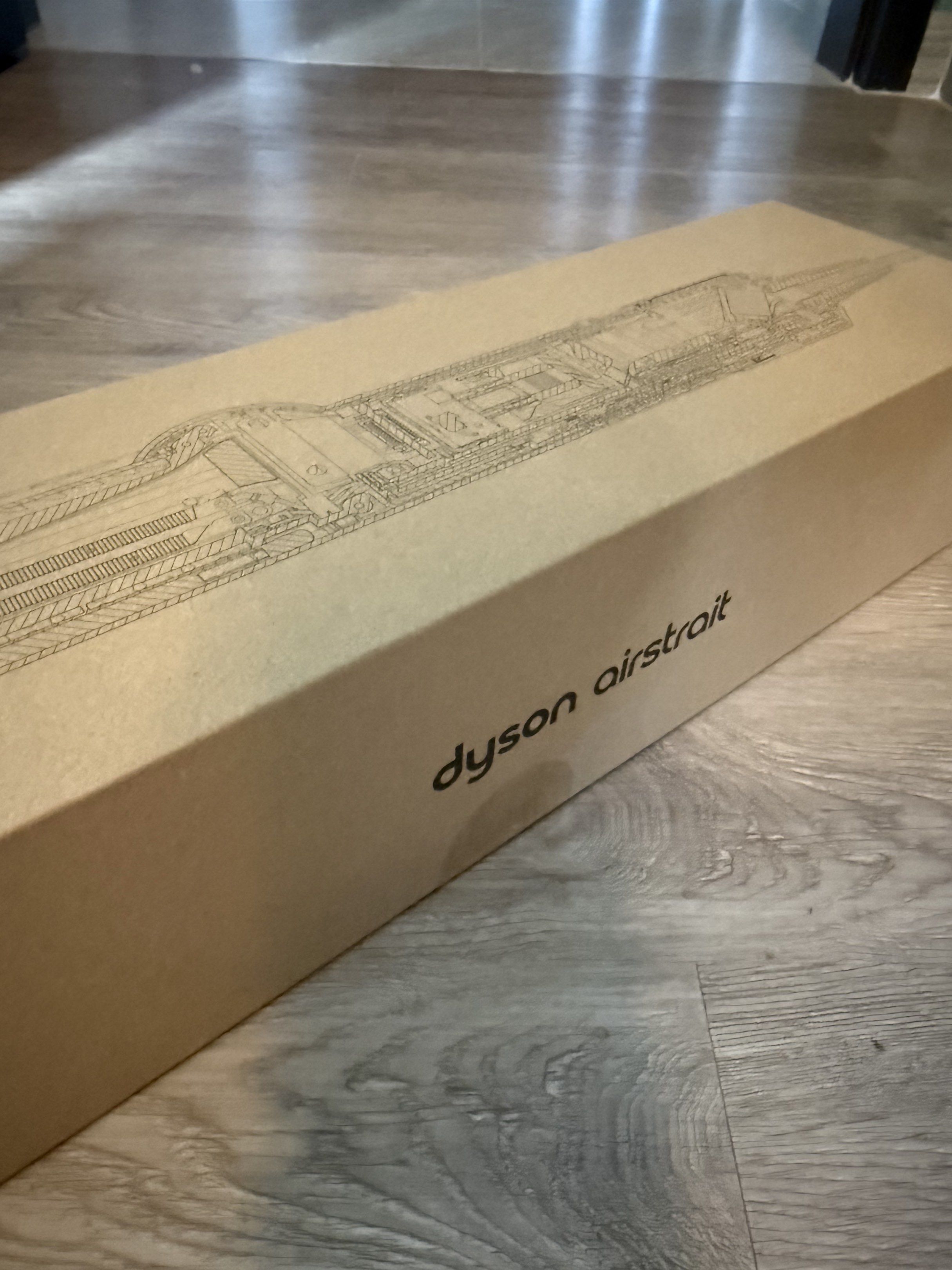 BNIB - Dyson AirStrait Hair Straightener and Heat Resistant Mat, Beauty ...