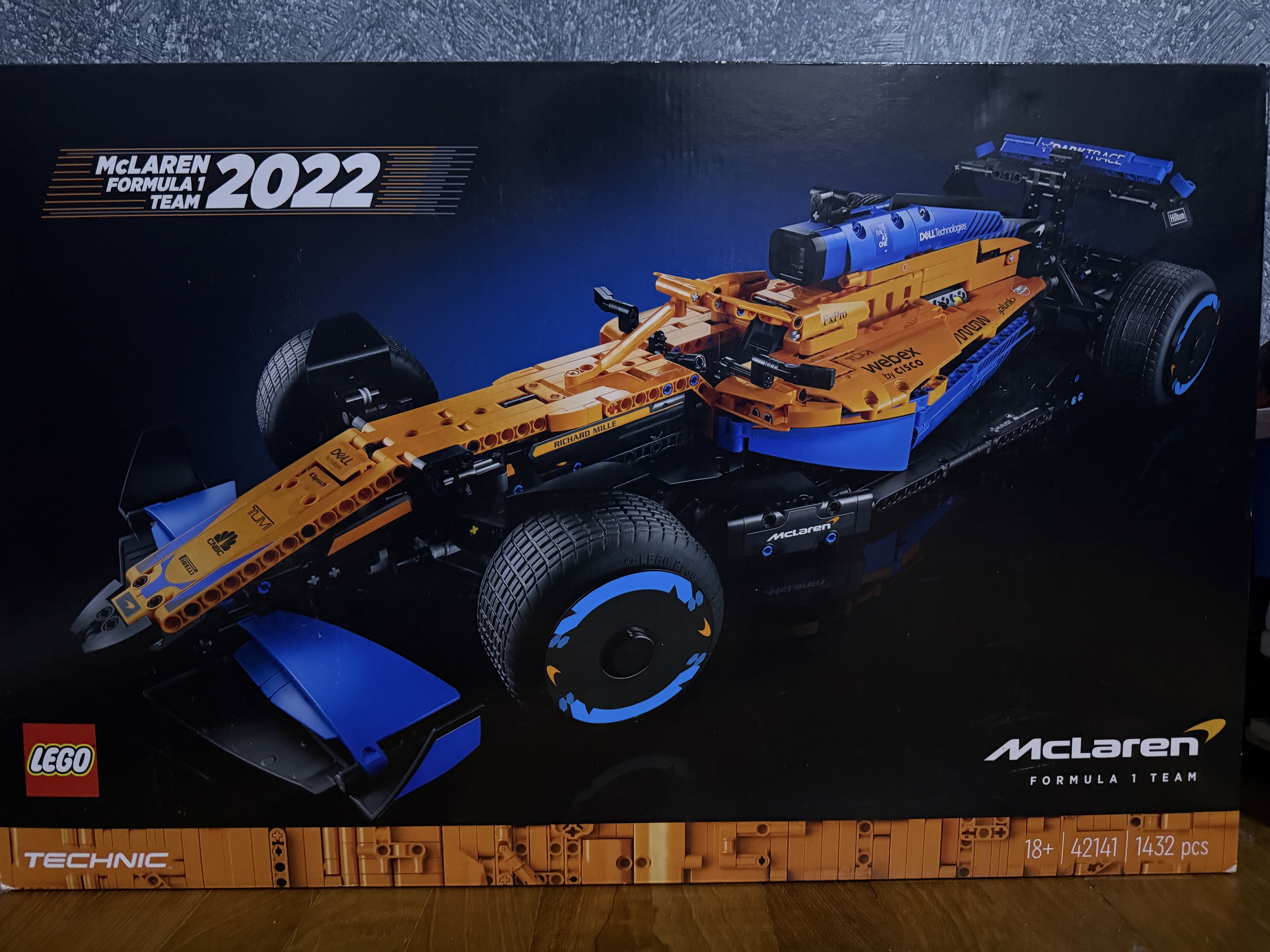 (BNIB) LEGO Technic McLaren Formula 1 Race Car #42141, Hobbies & Toys ...