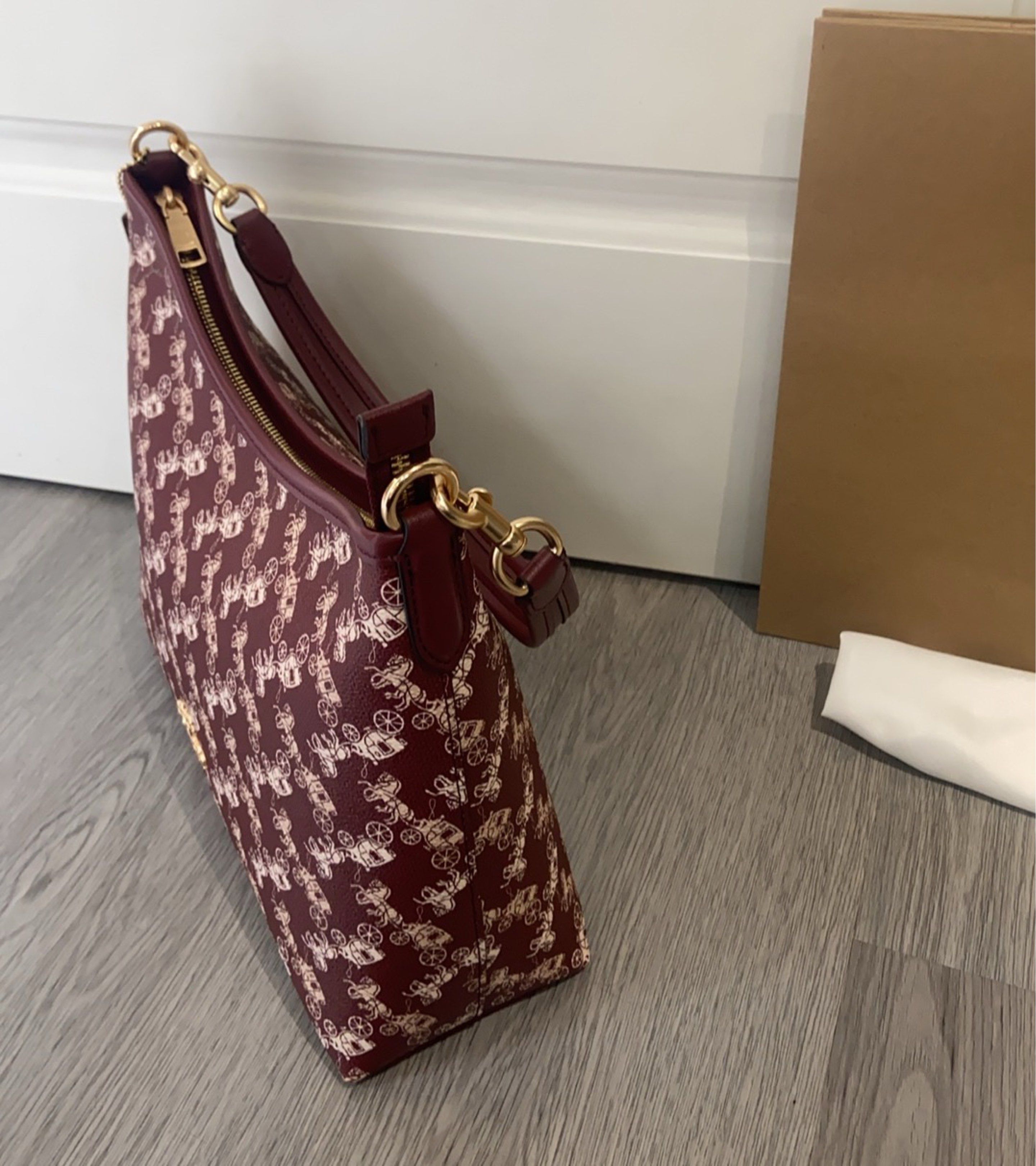 Coach Horse Year Laurel Bag, Women's Fashion, Bags & Wallets, Cross ...