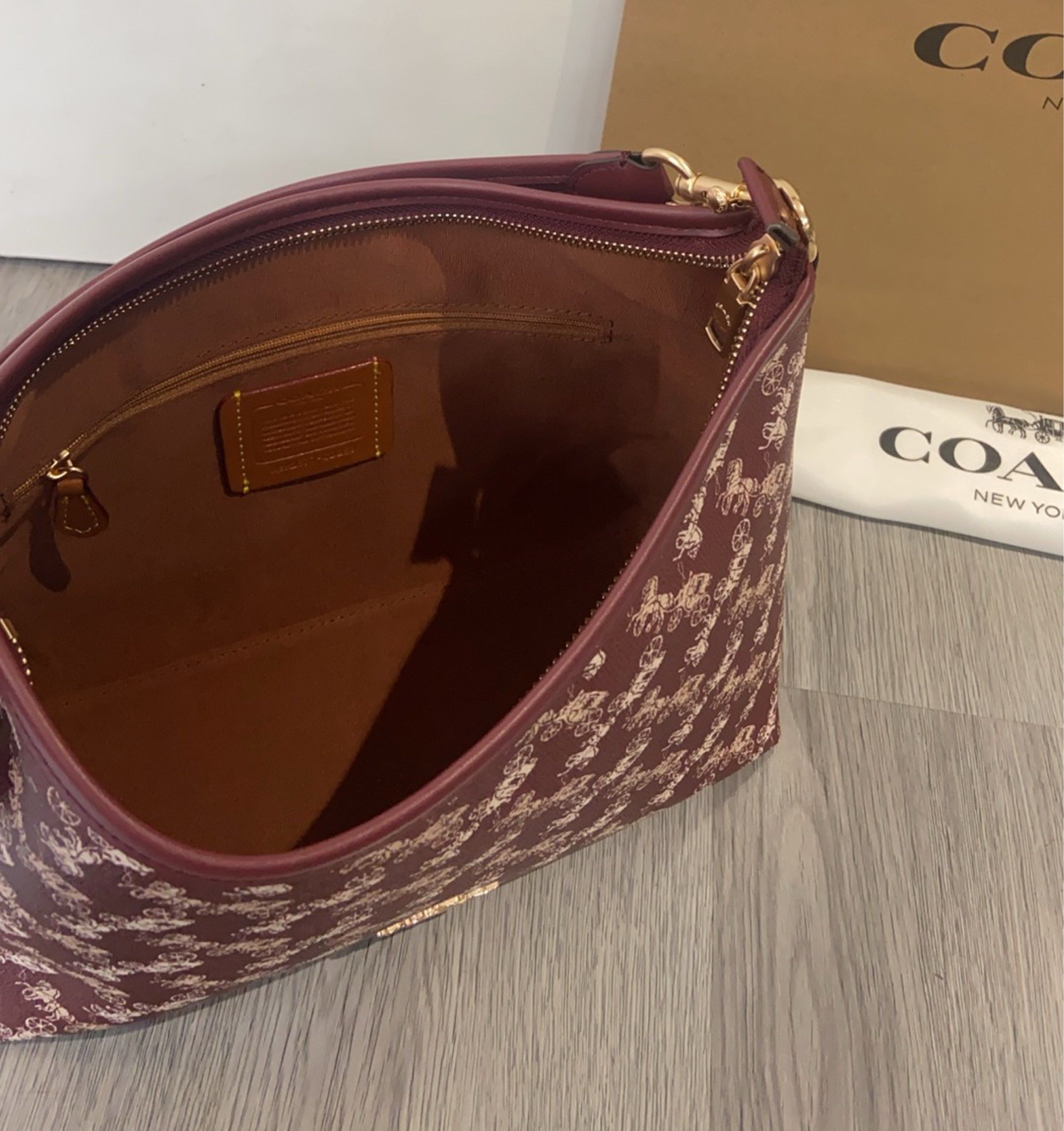 Coach Horse Year Laurel Bag, Women's Fashion, Bags & Wallets, Cross ...