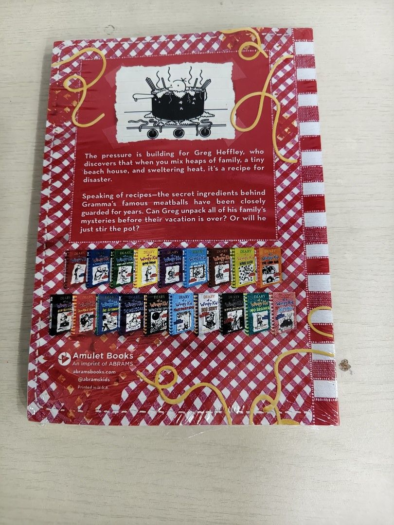 Diary of a Wimpy Kid: Hot Mess, Hobbies & Toys, Books & Magazines ...