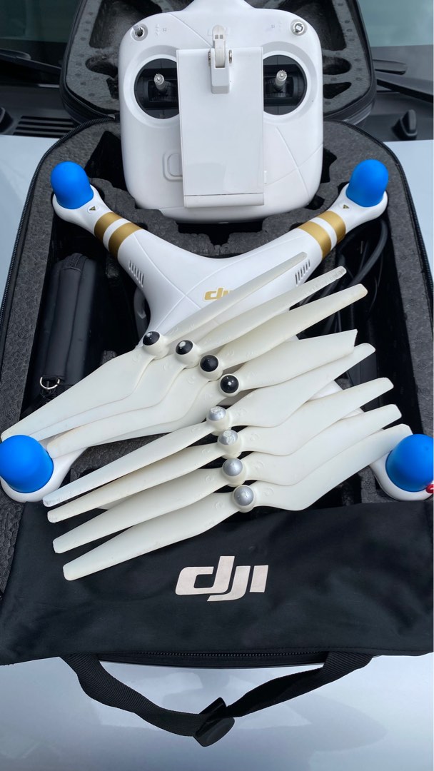 DJI Phantom SE Drone with Accessories, Photography, Drones on Carousell