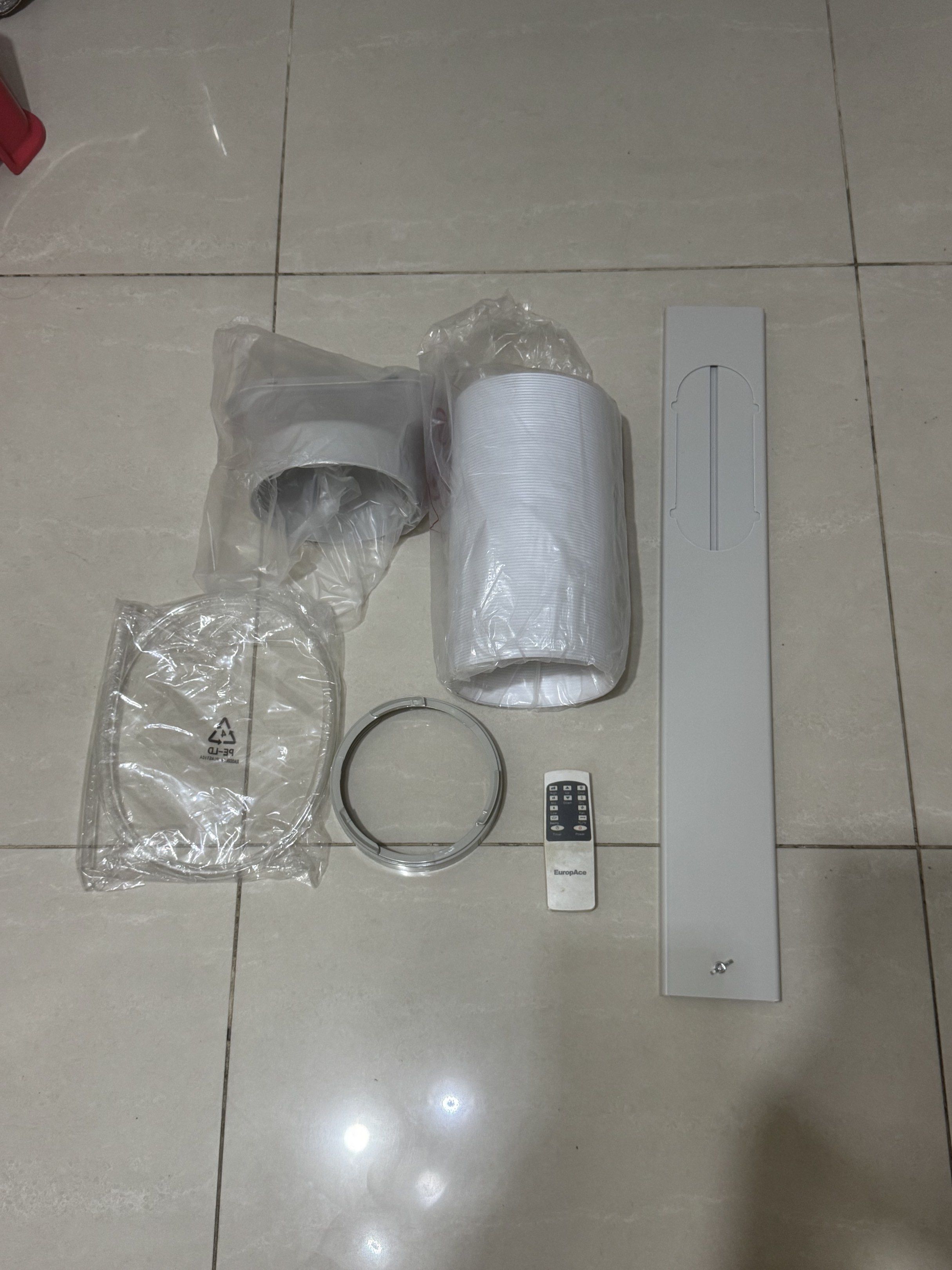 Portable Aircon EuropAce EPAC 12D5 Portable Air Conditioner, TV & Home ...