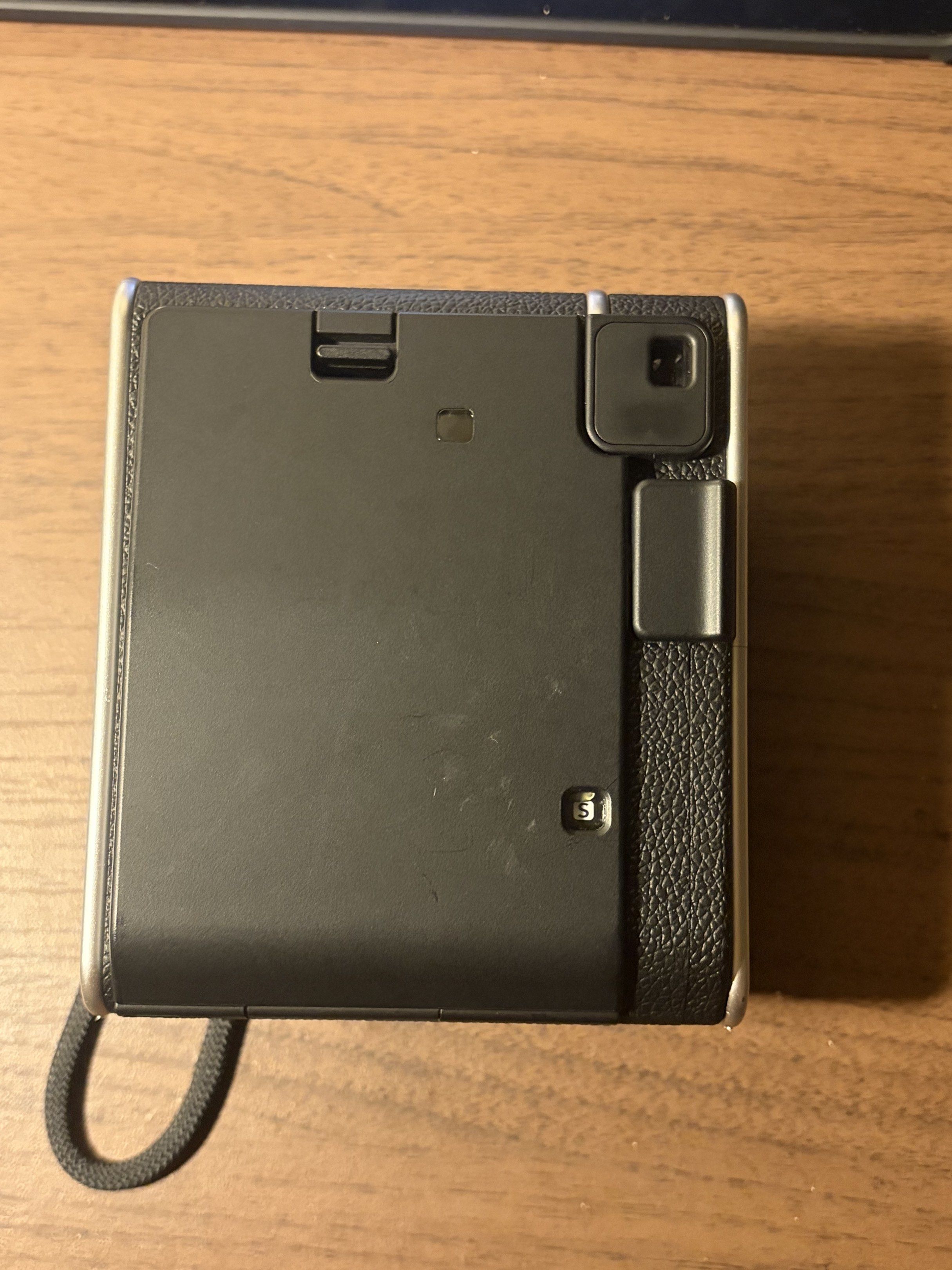 Fujifilm Instax Mini 40 Instant Camera, Photography, Cameras on Carousell