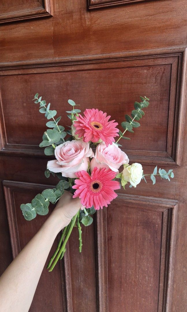 Gerbera Rose Bouquet Vday 2026, Hobbies & Toys, Flowers & Bouquets on ...