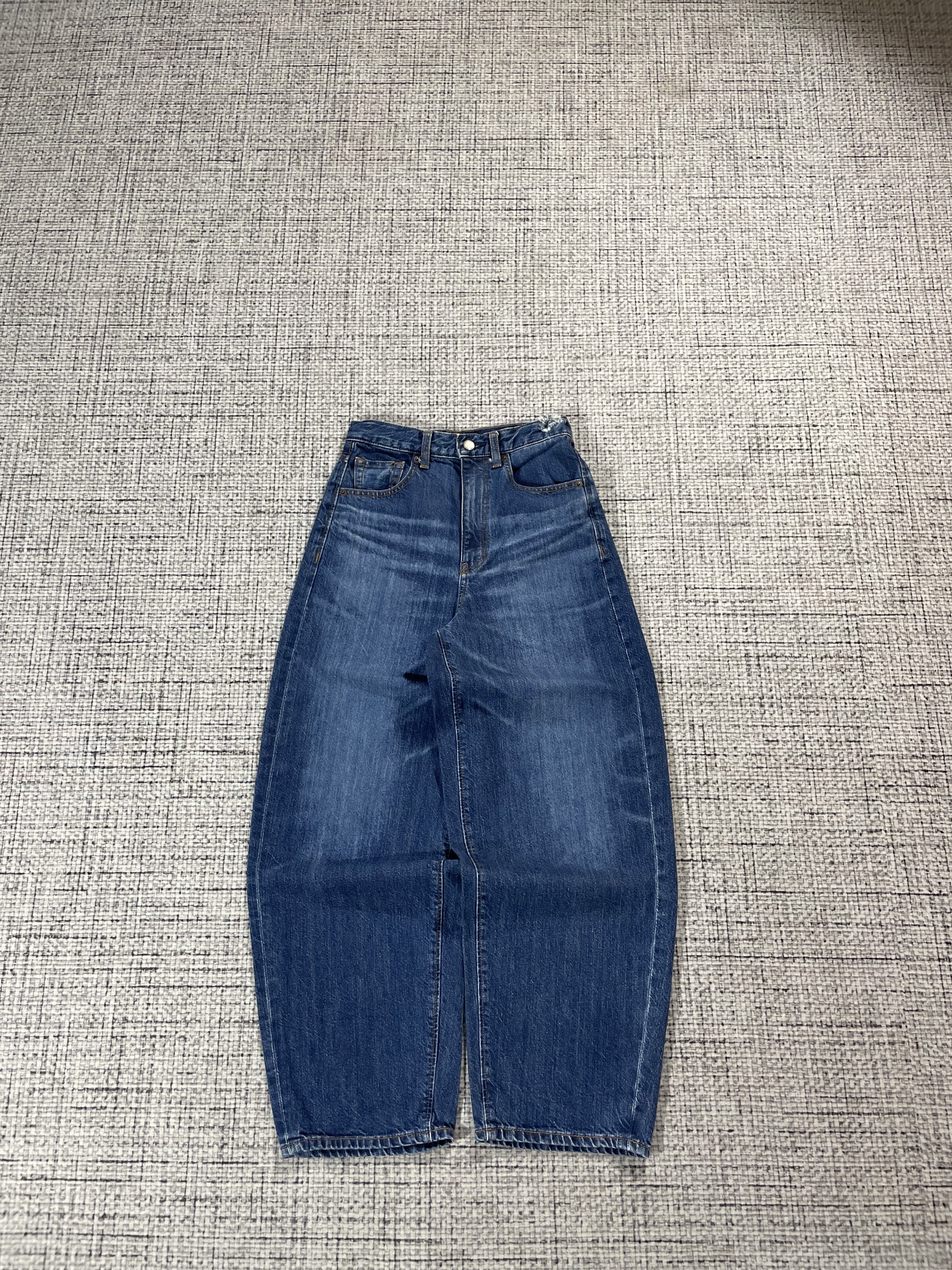 Gu Barrel Leg Jeans (25-26), Men's Fashion, Bottoms, Jeans on Carousell