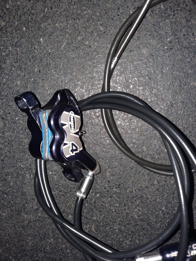 Hope M4 calipers with race evo levers, Sports Equipment, Bicycles ...