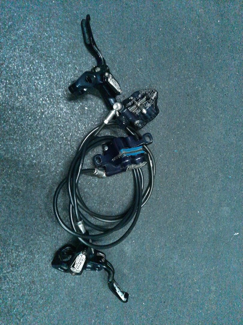 Hope M4 calipers with race evo levers, Sports Equipment, Bicycles ...