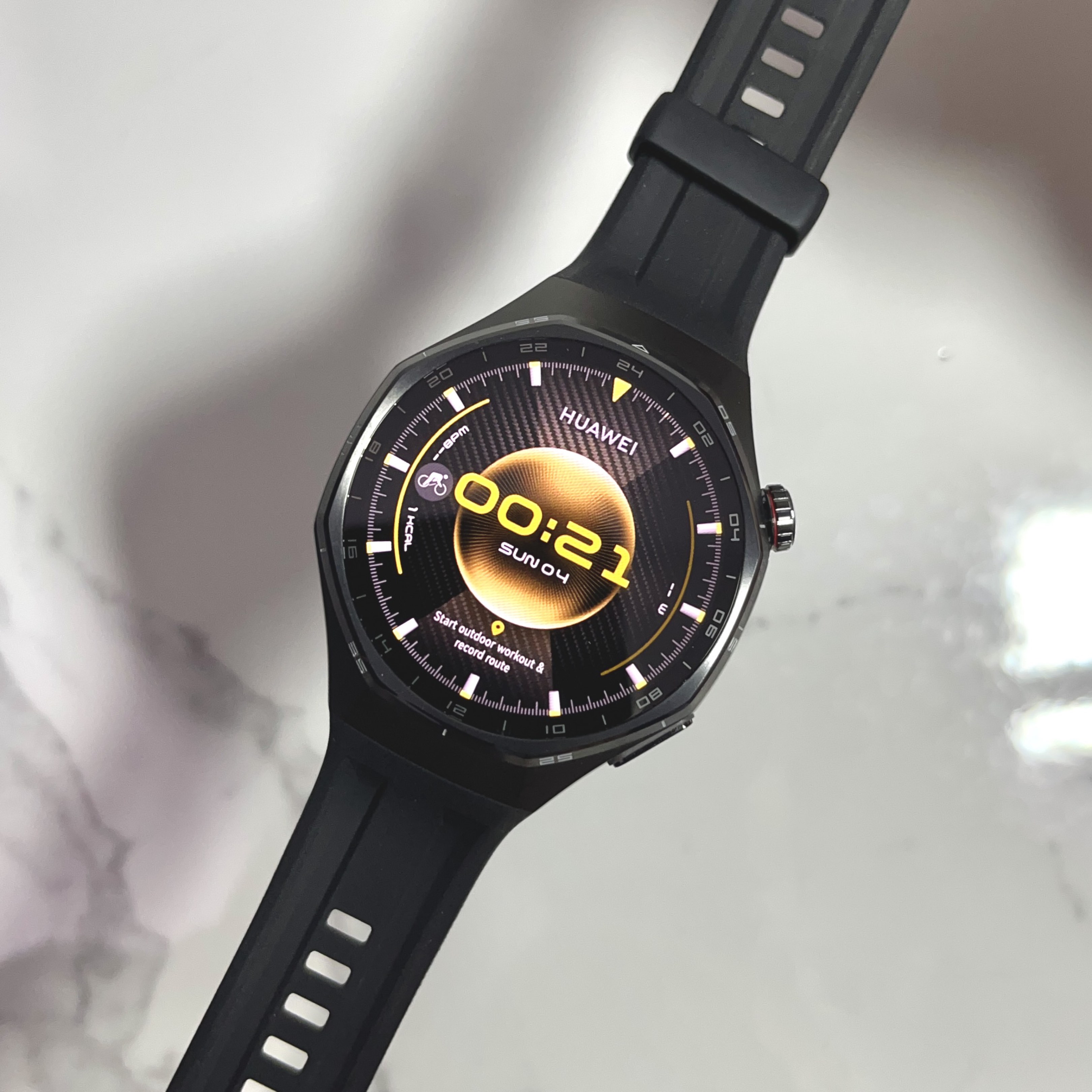 Huawei Watch GT 6 Pro like new, Fesyen Pria, Jam Tangan di Carousell