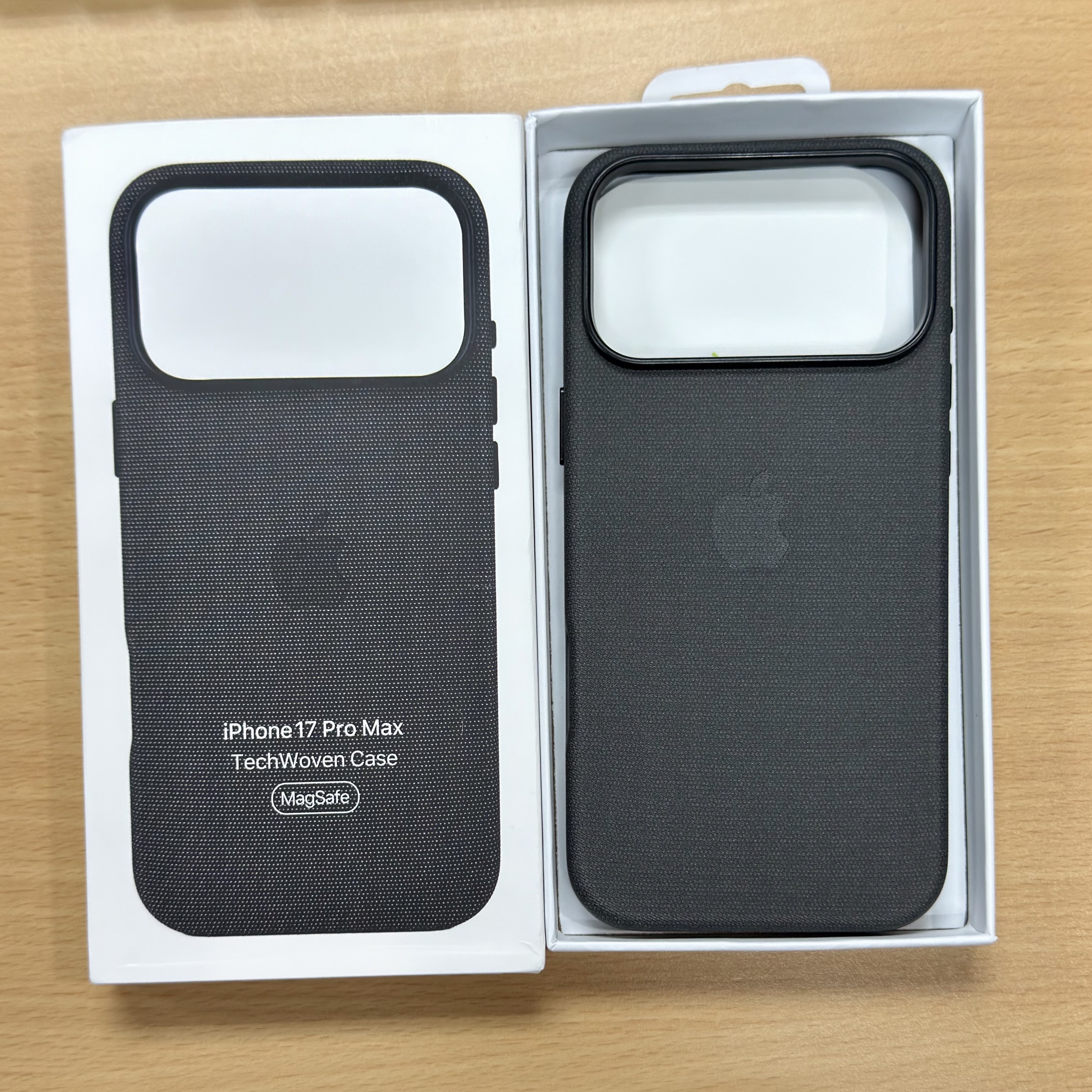 iPhone 17 Pro Max TechWoven Case Magsafe, Mobile Phones & Gadgets ...