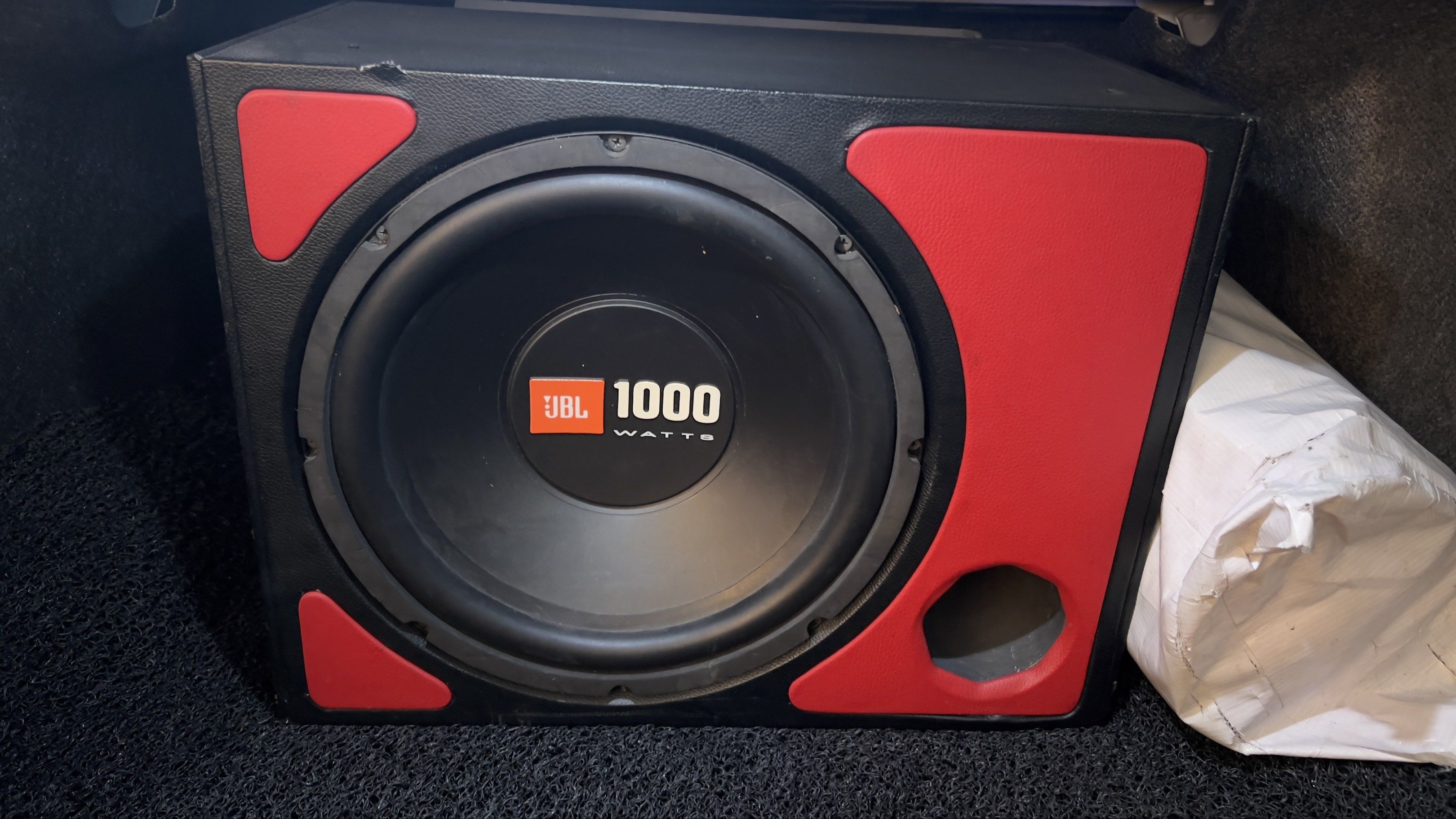 JBL 1000 Watts Subwoofer, Audio, Soundbars, Speakers & Amplifiers on ...