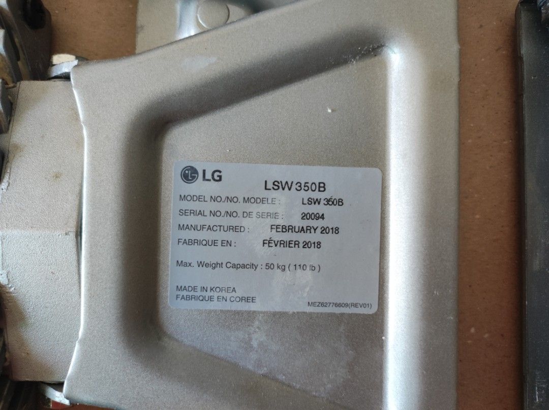 LG EZ Slim Wall Mount LSW350B, TV & Home Appliances, TV & Entertainment ...