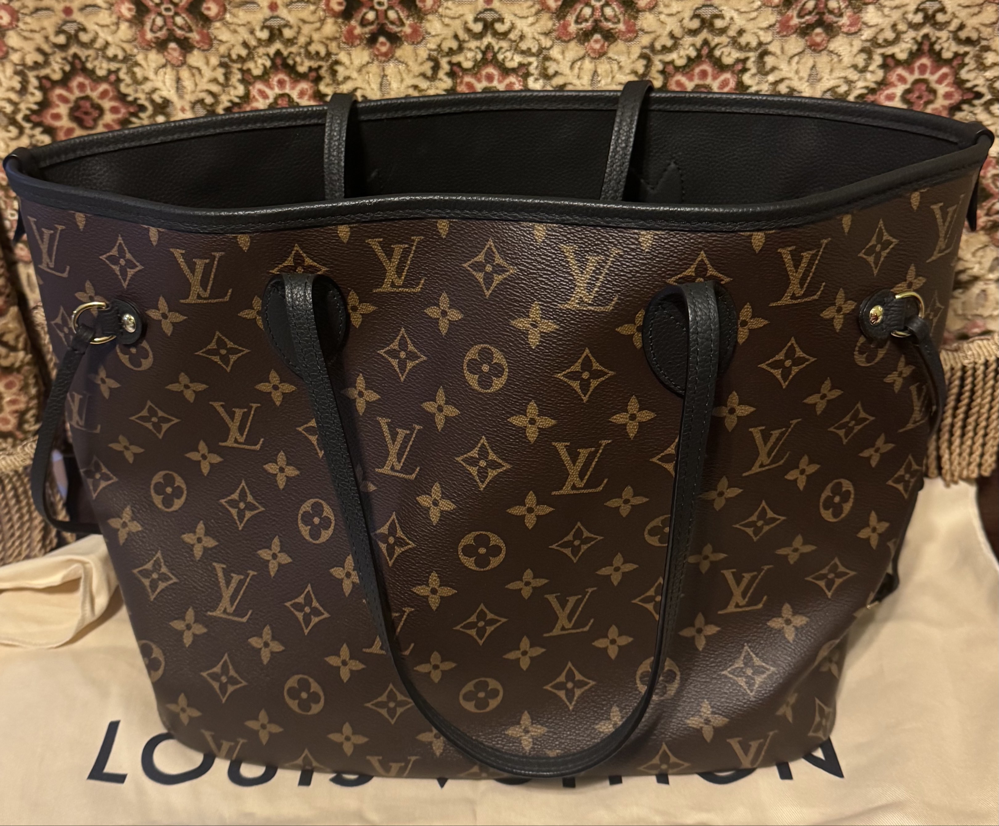 Louis Vuitton Neverfull Inside Out MM, Luxury, Bags & Wallets on Carousell