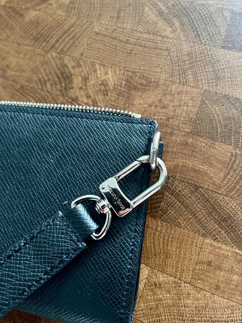 Louis Vuitton Zippy Dragonne Wallet, Luxury, Bags & Wallets on Carousell