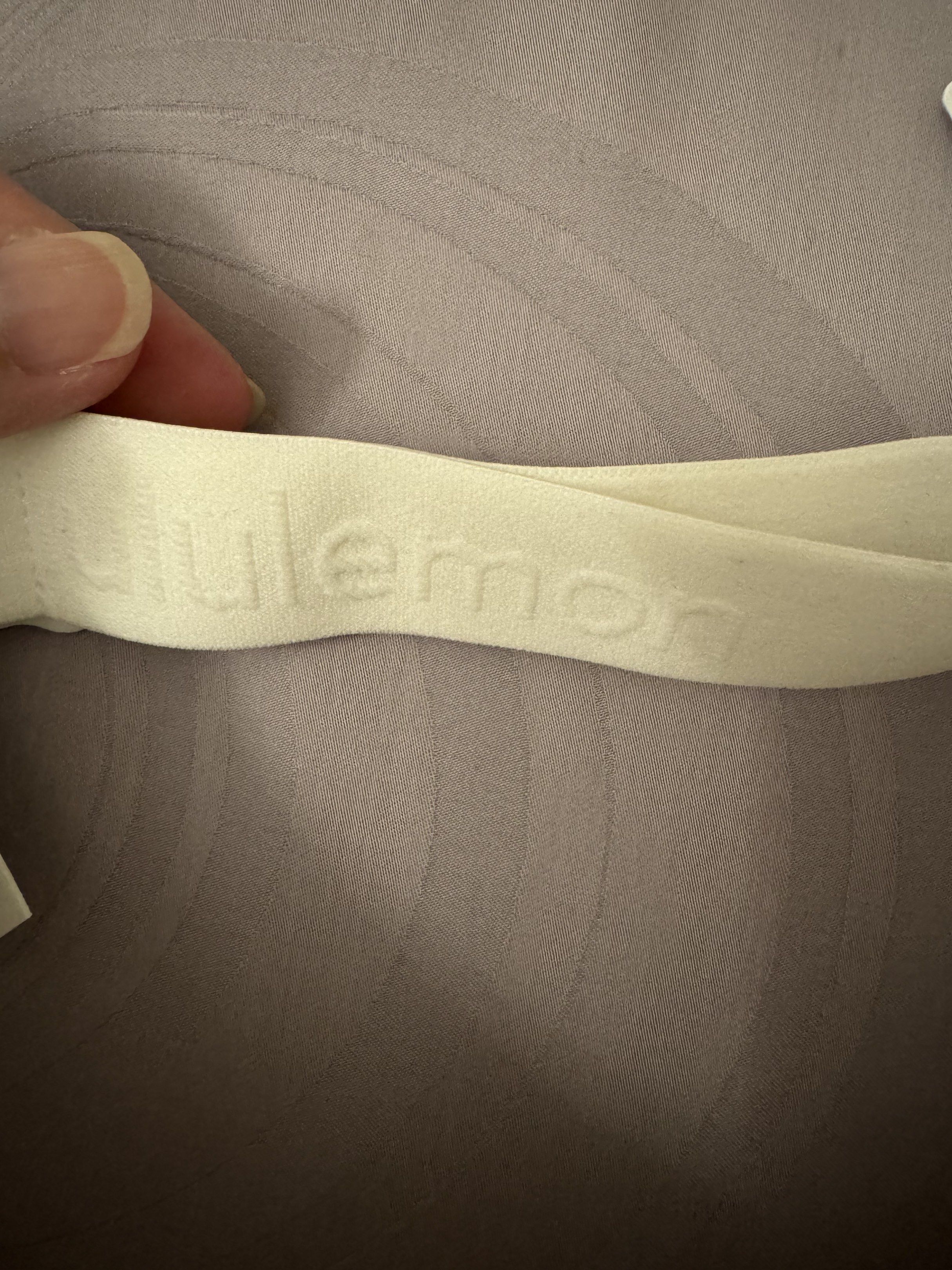 Lululemon Fast Paced Wide Band Run Visor, Women's Fashion, Activewear ...