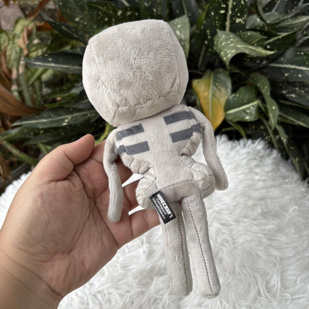 MINECRAFT Skeleton Mojang 9 inches Soft Plush Toy, Hobbies & Toys, Toys ...