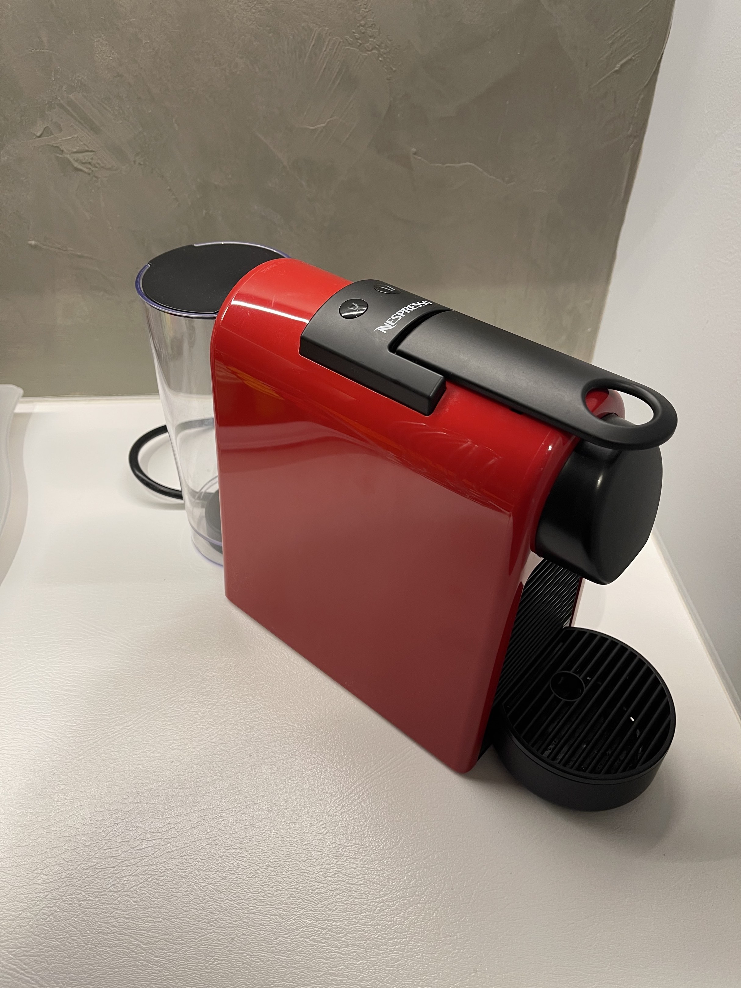 Nespresso Essenza Mini Coffee Machine, TV & Home Appliances, Kitchen ...